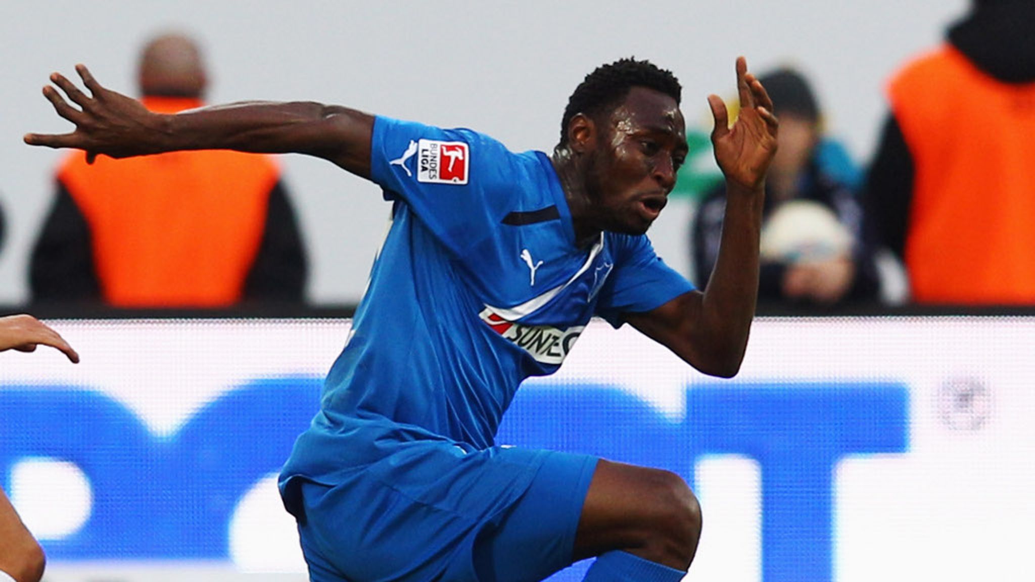 Schalke seal Obasi loan | Football News | Sky Sports