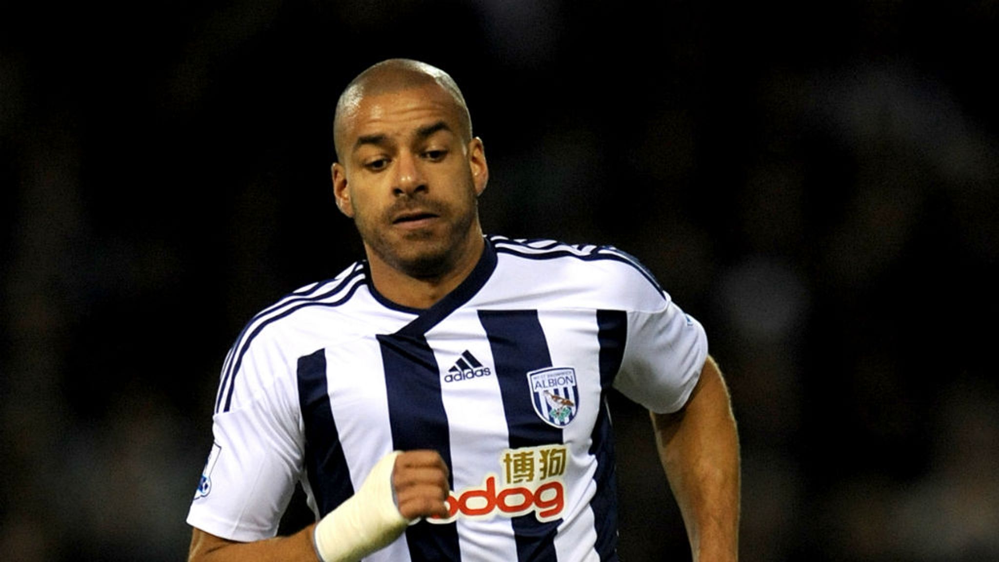 Knee surgery sidelines Reid | Football News | Sky Sports