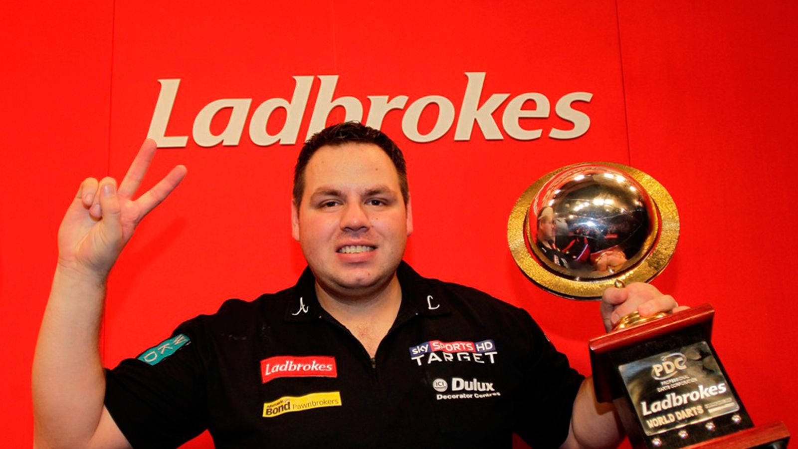 Adrian Lewis to begin defence of PDC World crown against Gino Vos ...