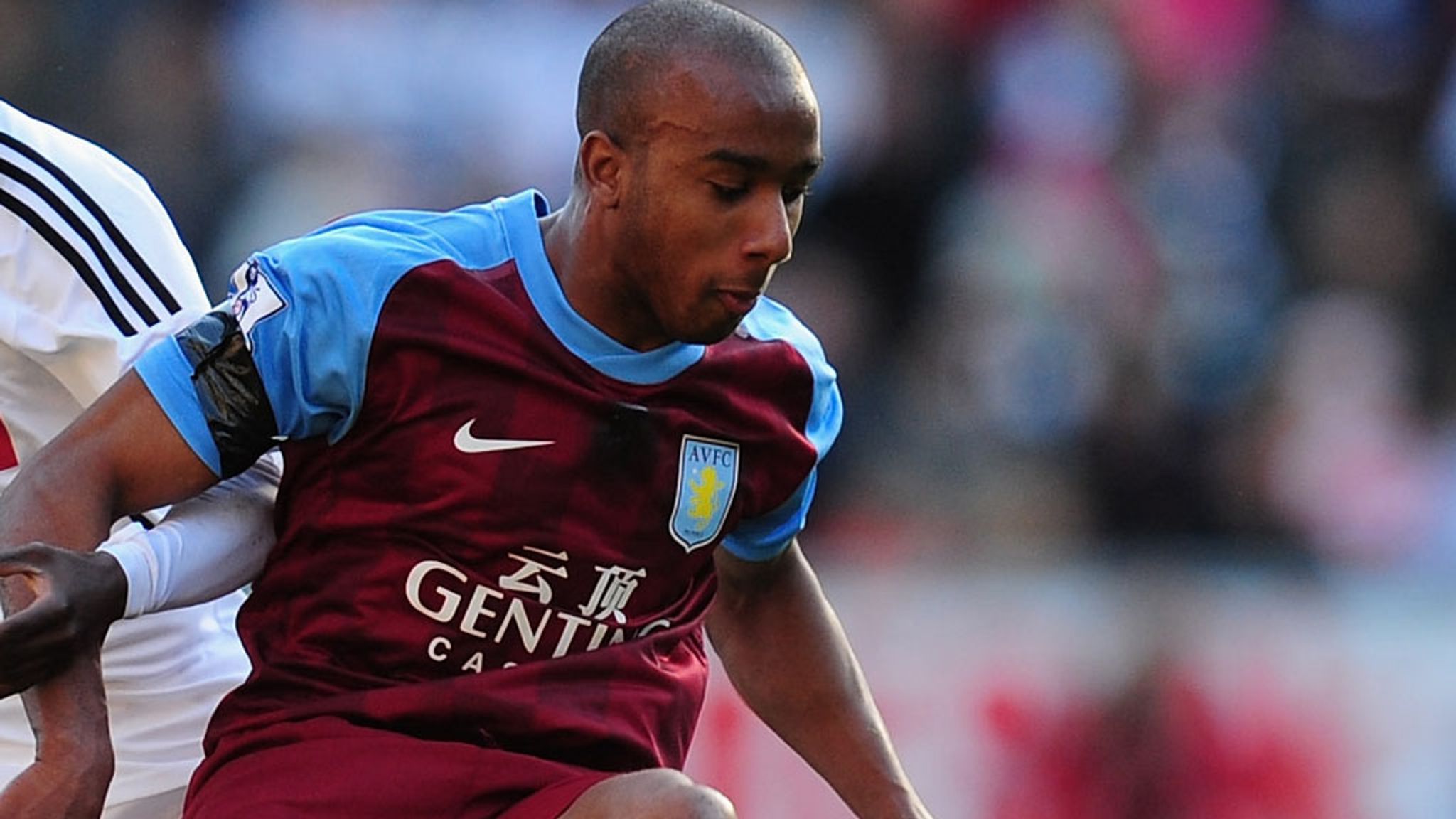 Delph to return to Leeds | Football News | Sky Sports