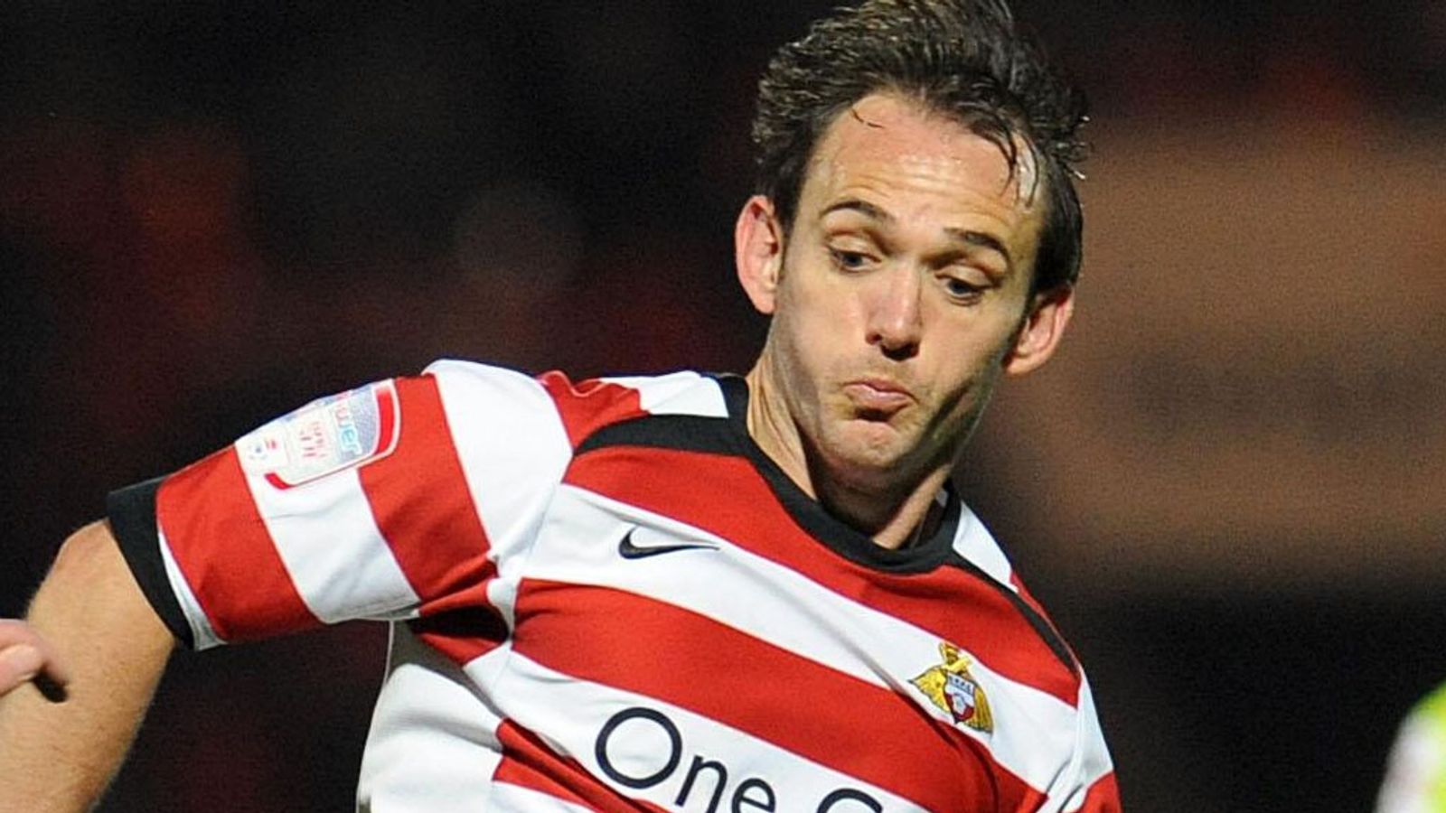 Boos for Bees after Glovers win | Football News | Sky Sports