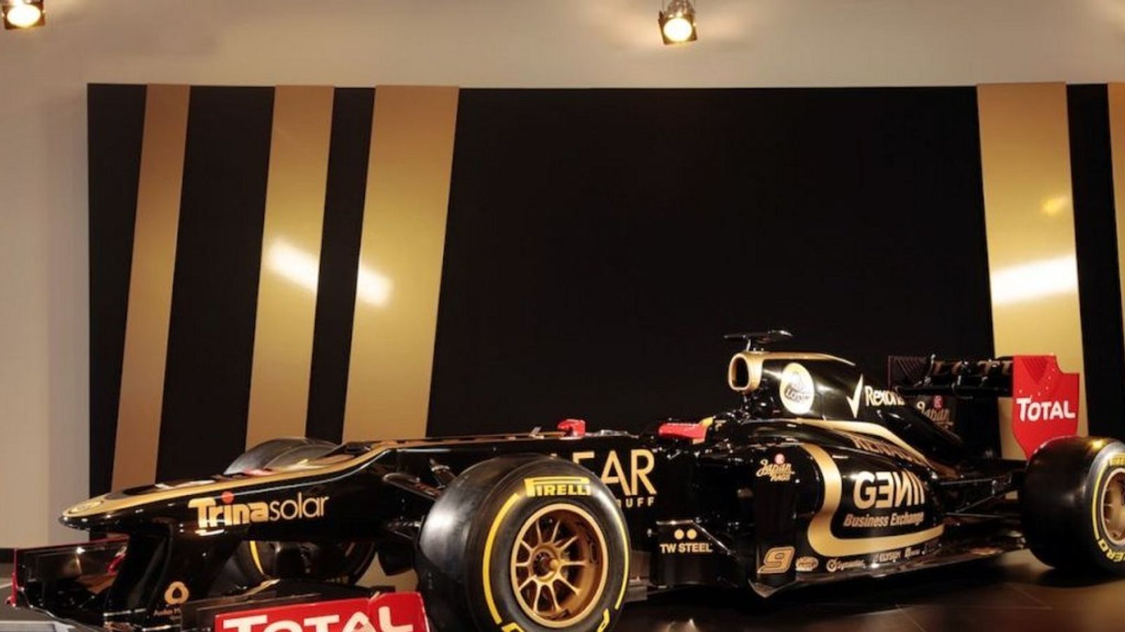 Lotus unveil the E20 | F1 News | Sky Sports
