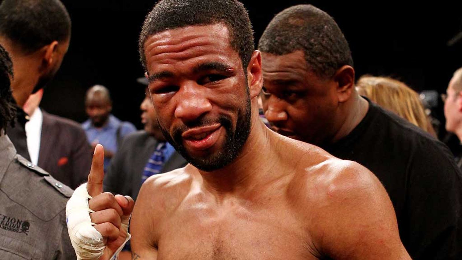 Lamont Peterson has signed a promotional contract with Golden Boy ...