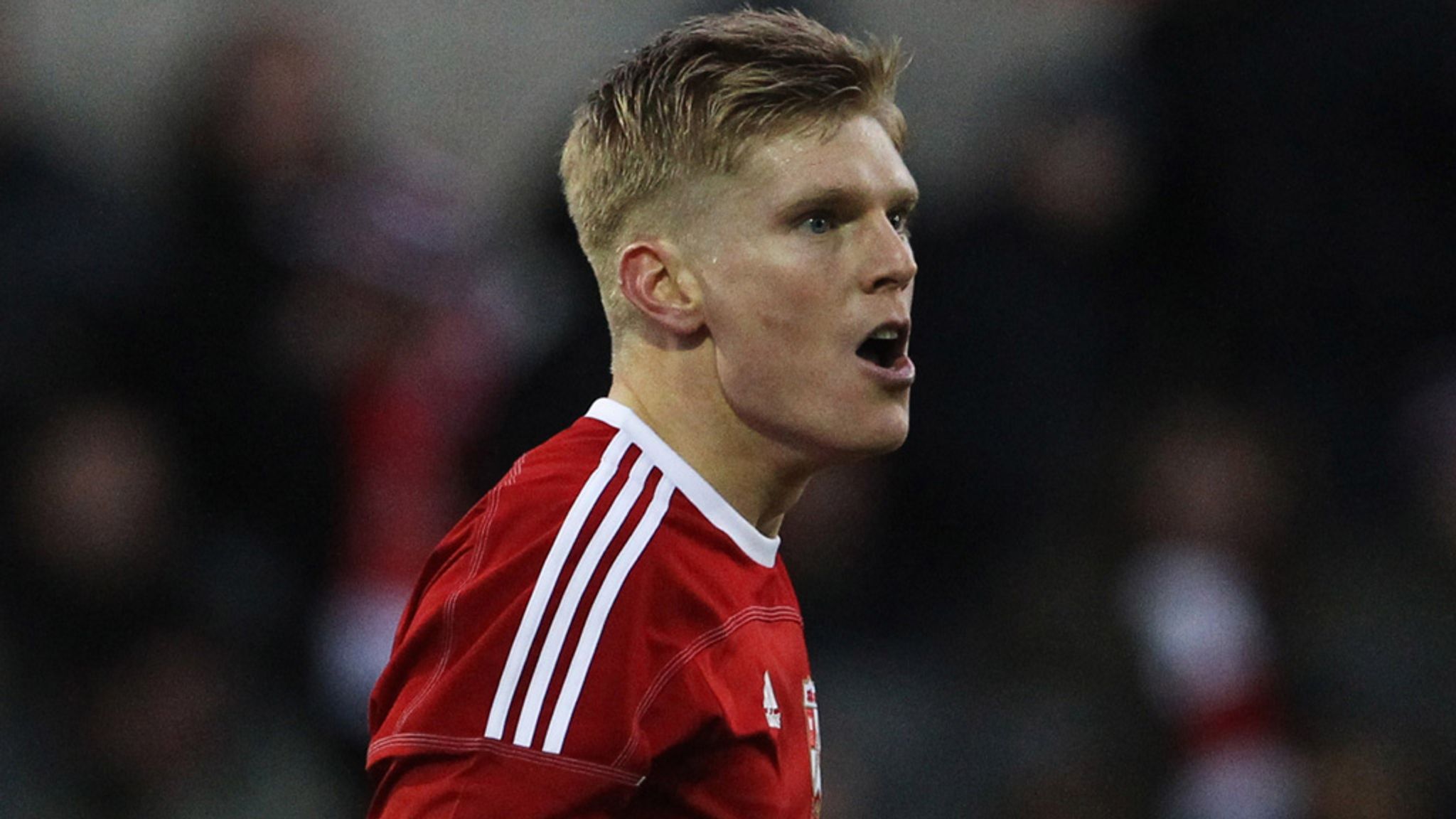 Robins through to JPT final | Football News | Sky Sports