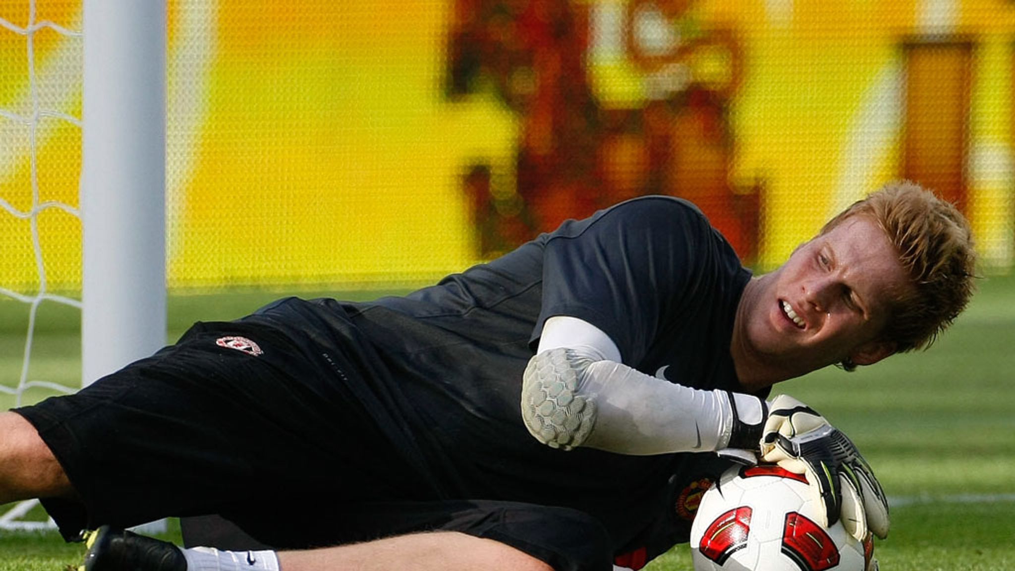 Amos ready for Tigers loan | Football News | Sky Sports