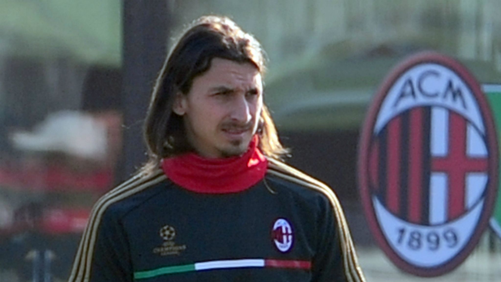 Arsenal boss wary of Ibrahimovic | Football News | Sky Sports