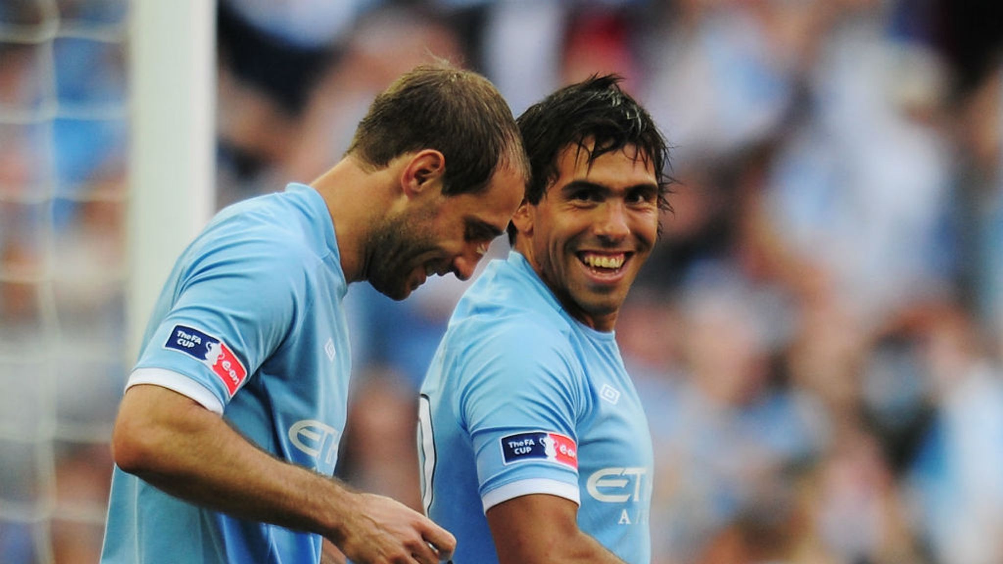 Pablo Zabaleta claims Man City team-mate Carlos Tevez is back to his ...