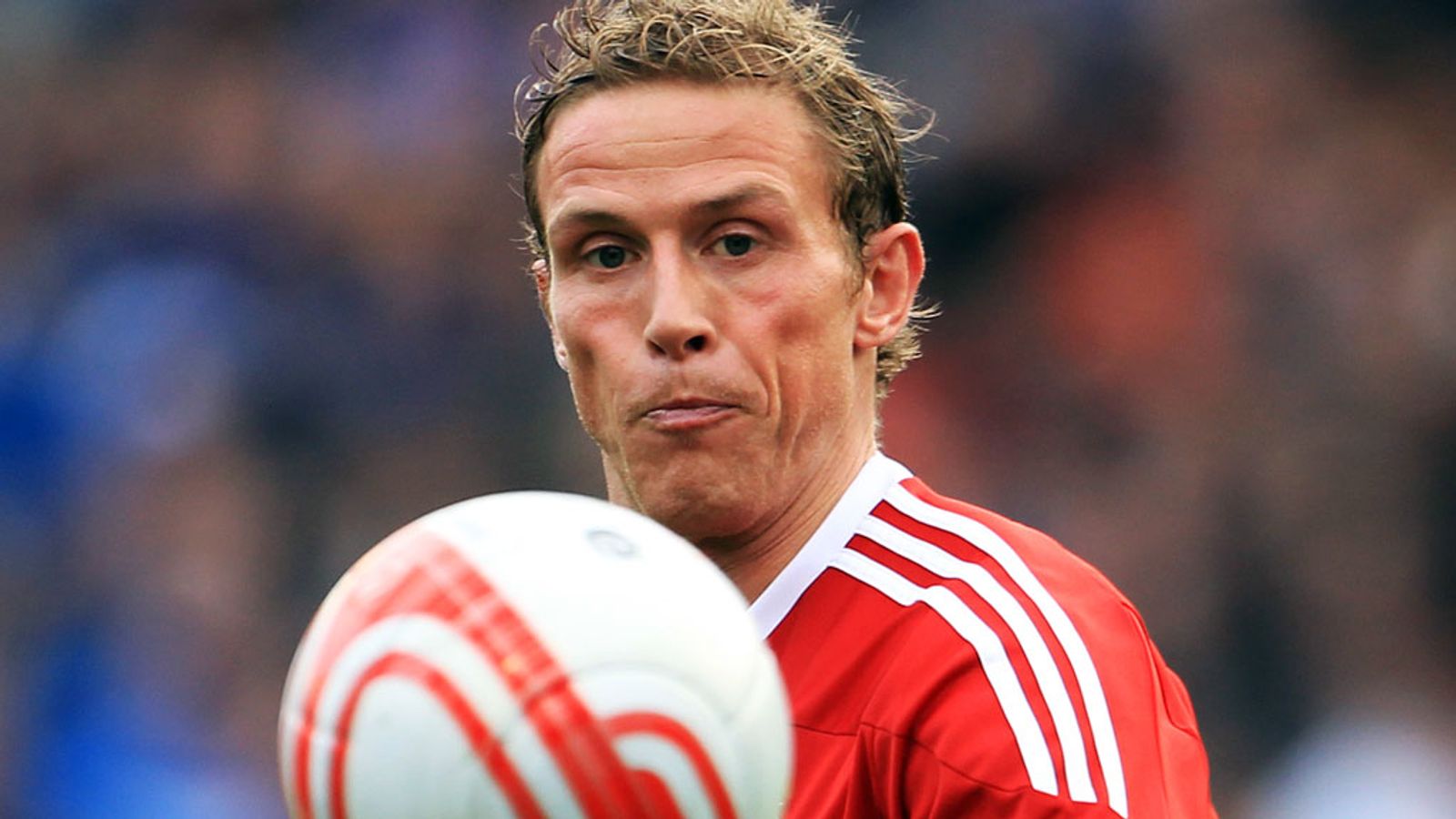 Scottish Premier League: Aberdeen's Chris Clark tried to play on with ...