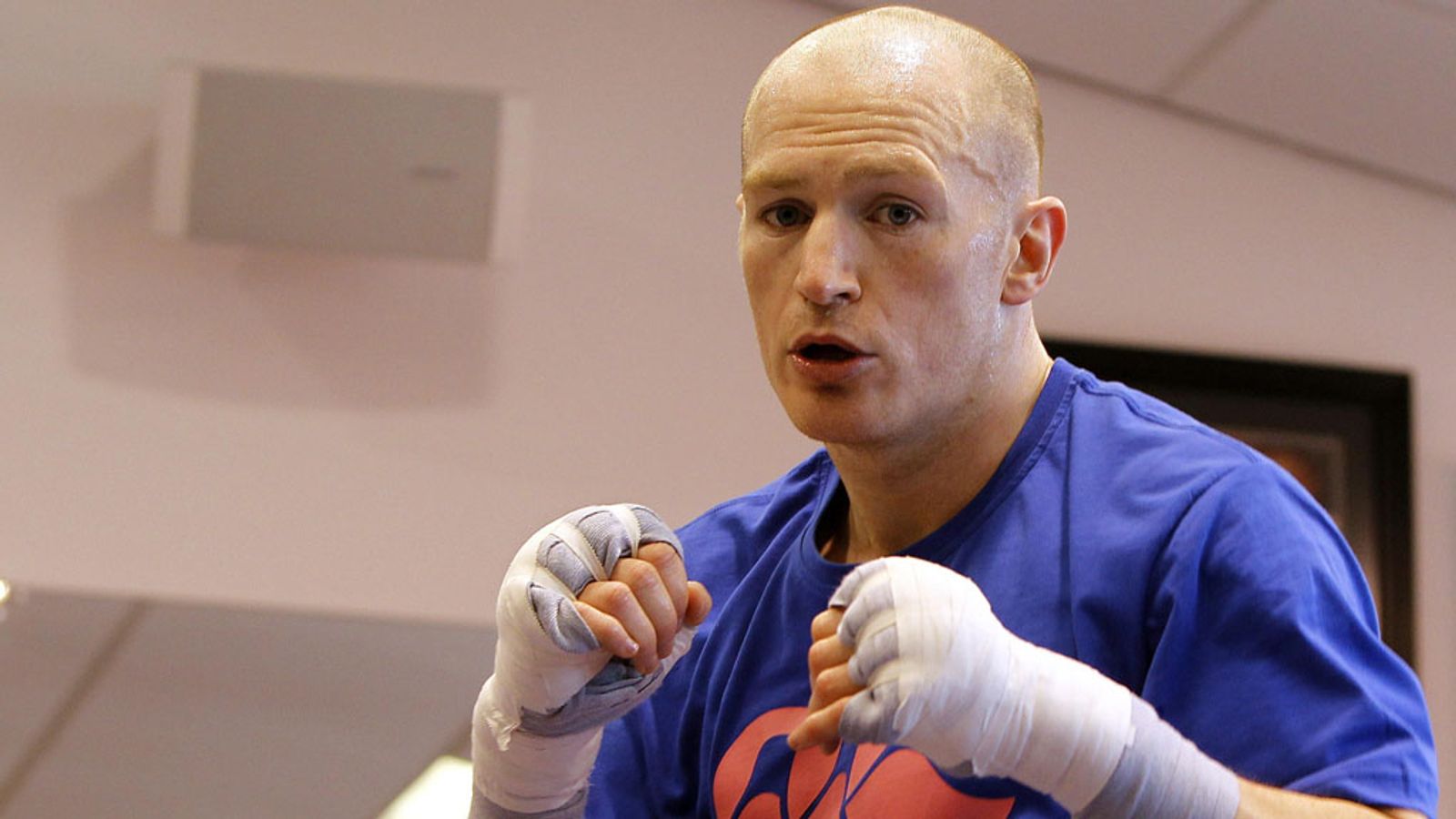 Matthew Hatton stops Michael Lomax in first round of comeback fight ...