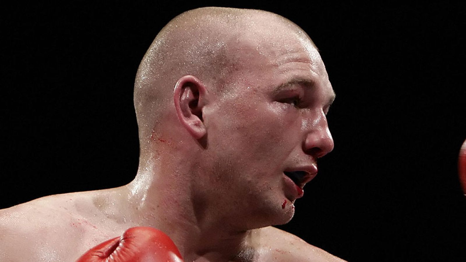 Red-hot Rees rules in Paris | Boxing News | Sky Sports