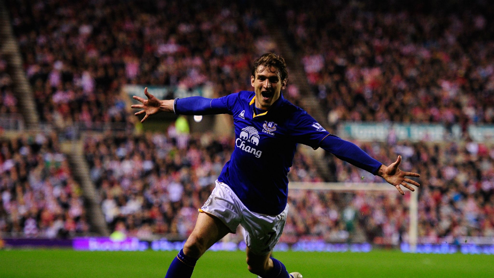 Moyes hails 'assassin' Jelavic | Football News | Sky Sports
