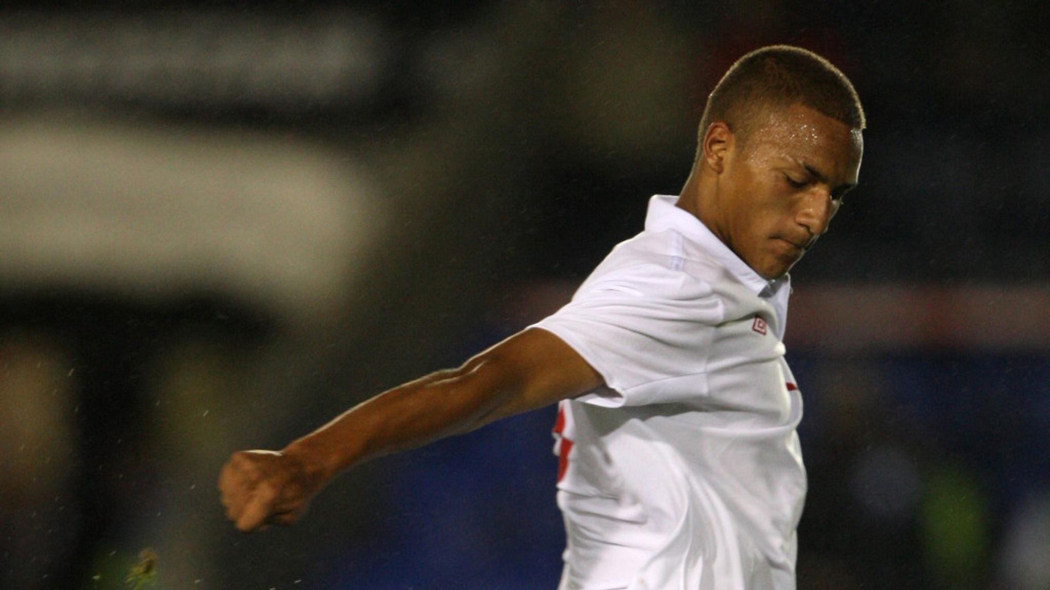 Transfer news: Ipswich Town eyeing loan move for Manchester United ...