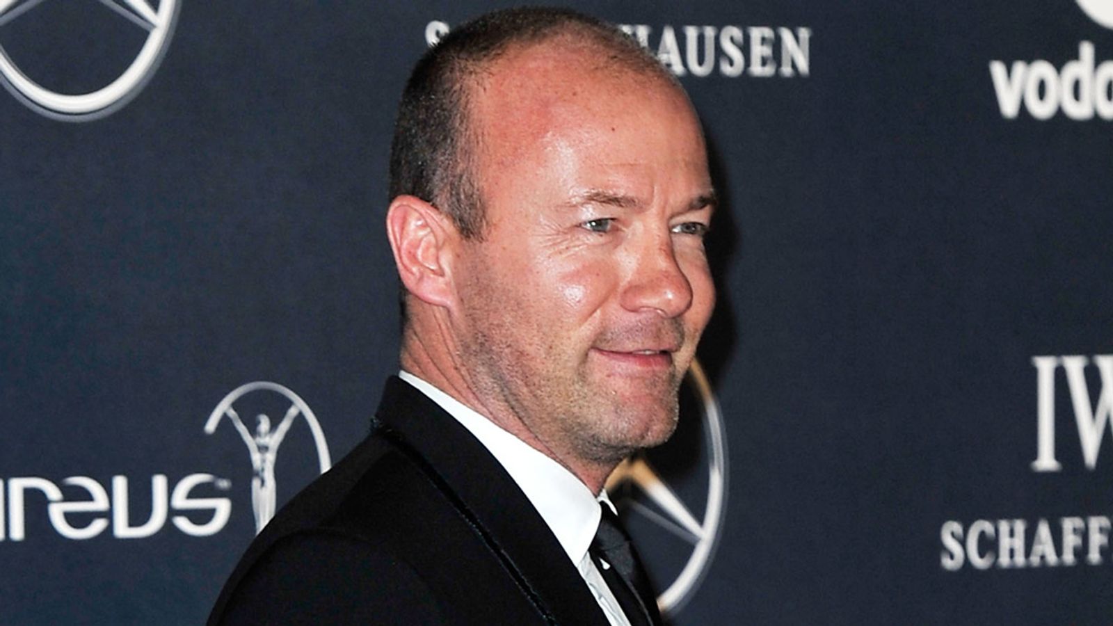 Blackburn Rovers fuel speculation that Alan Shearer could be handed the ...