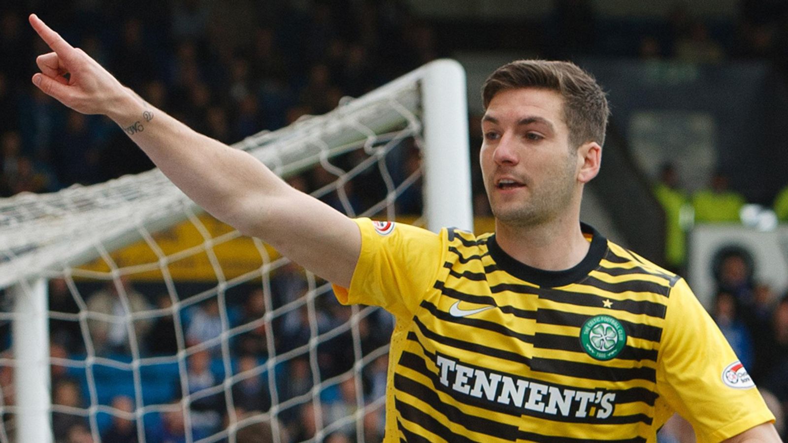 Mulgrew wins PFA award | Football News | Sky Sports