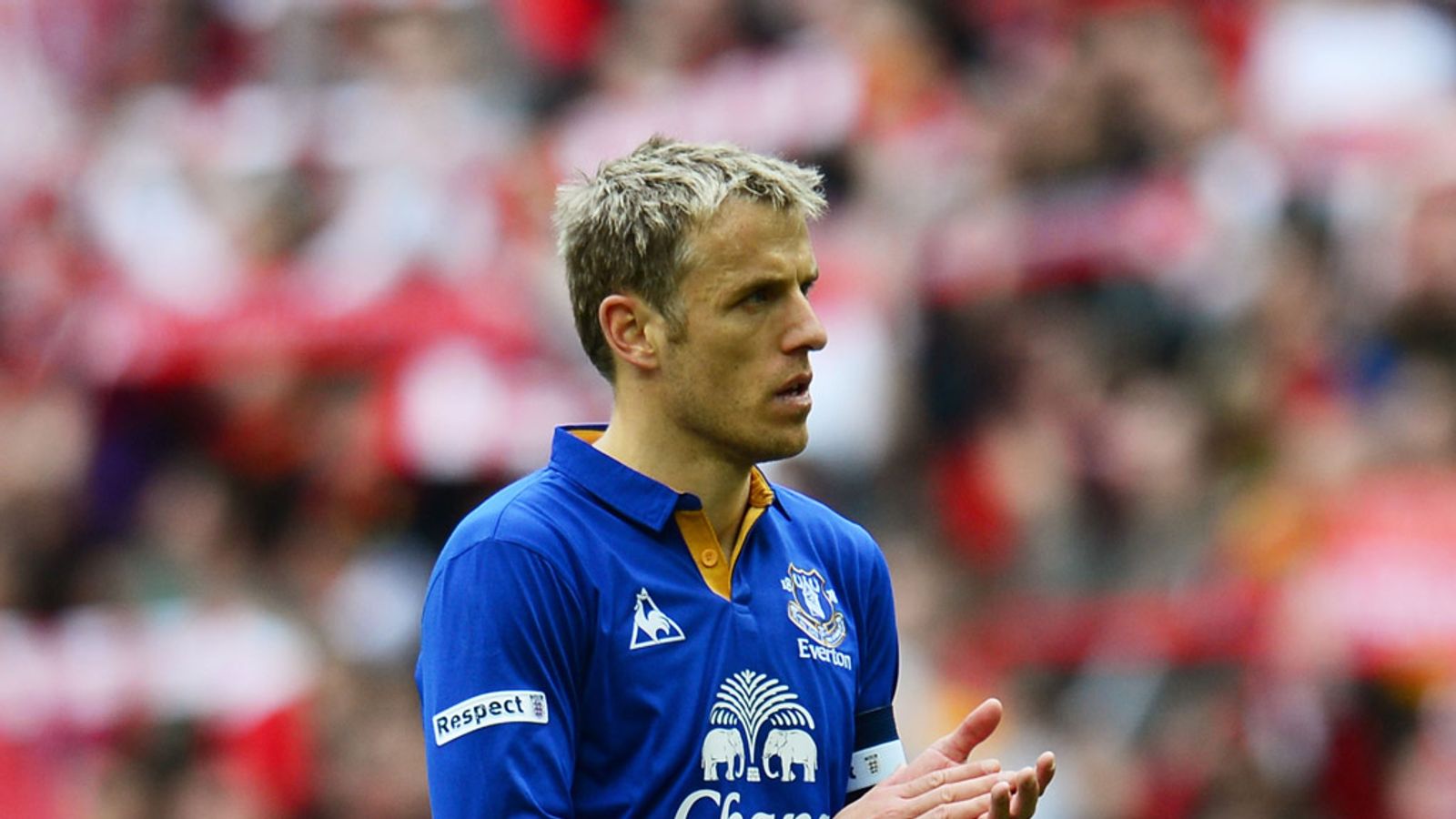 Everton midfielder Phil Neville has revealed that he wants to be a ...