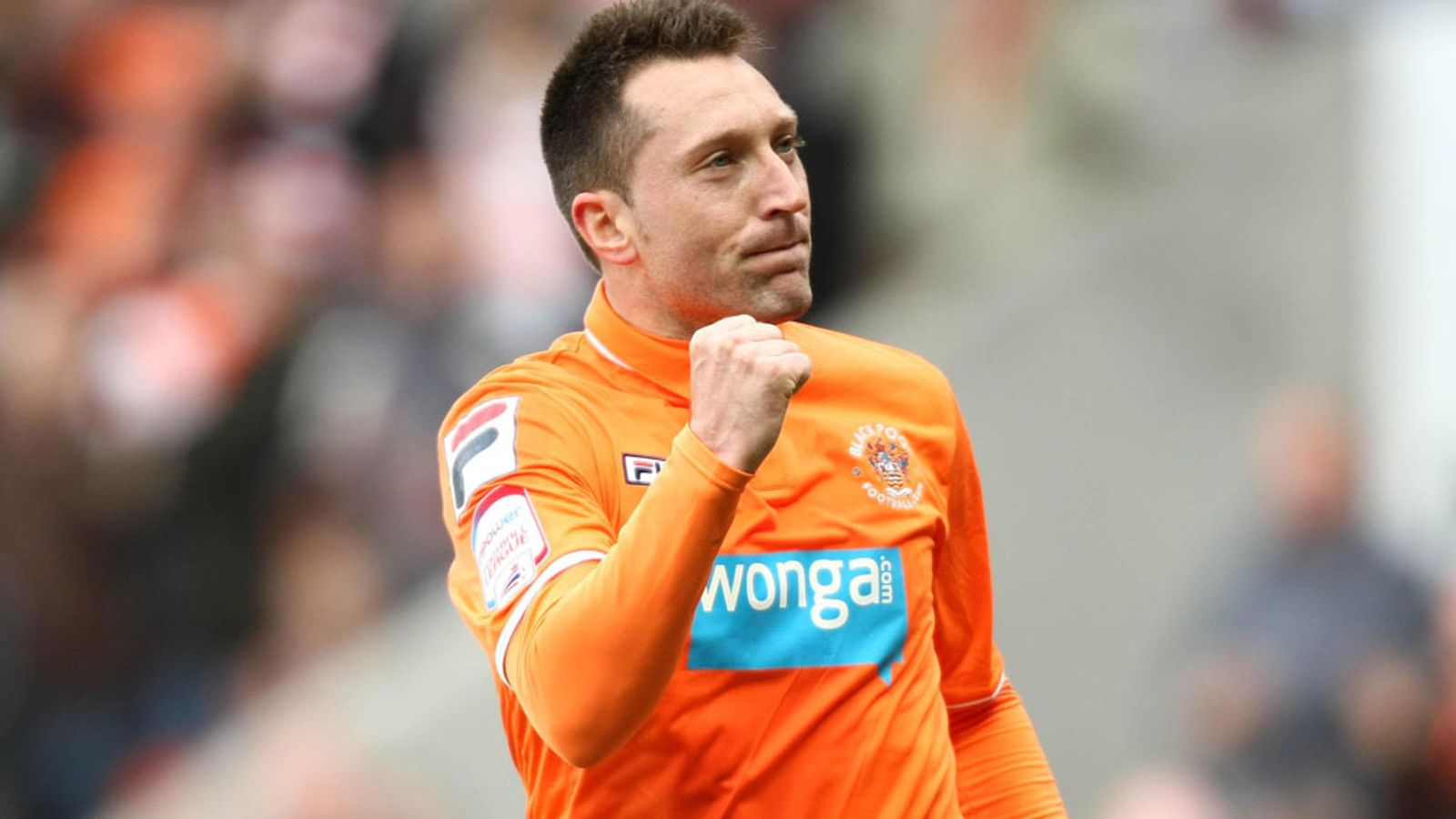 Holloway hopeful over Dobbie | Football News | Sky Sports