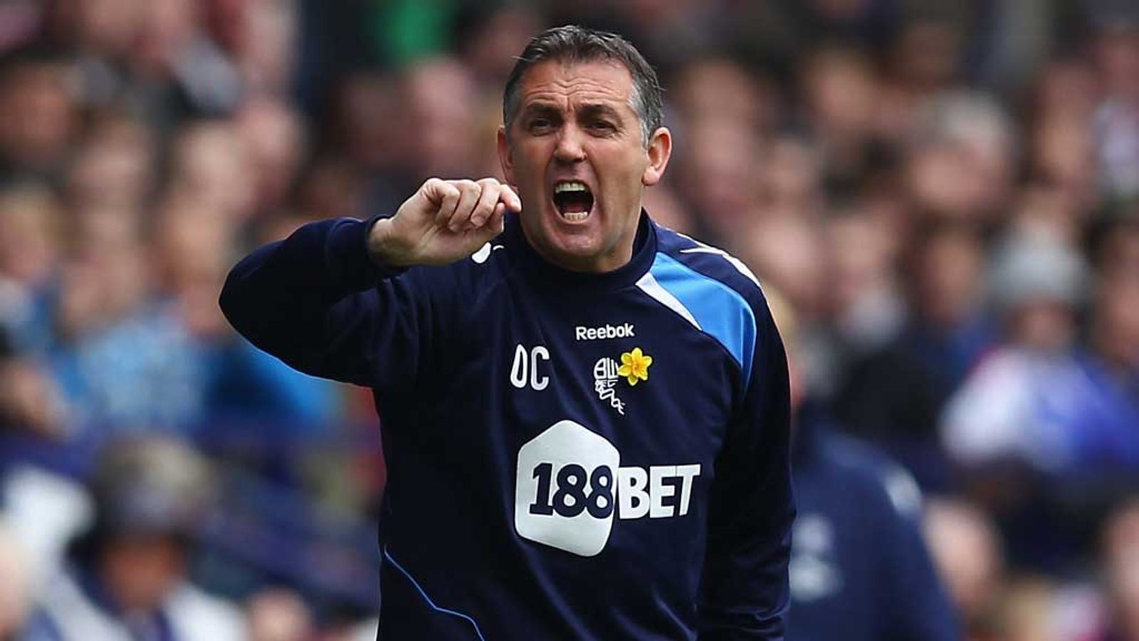 Coyle could turn to Vela | Football News | Sky Sports