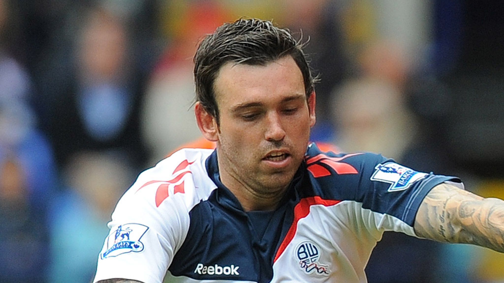 Swans set sights on Davies | Football News | Sky Sports