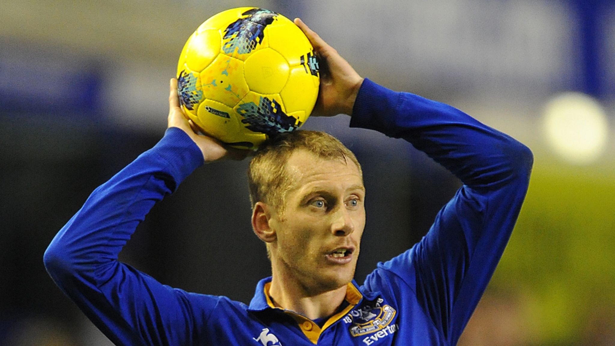 Hibbert - Witness the fitness | Football News | Sky Sports