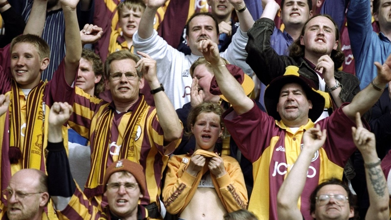 Lawn: Fans fund transfer cash | Football News | Sky Sports