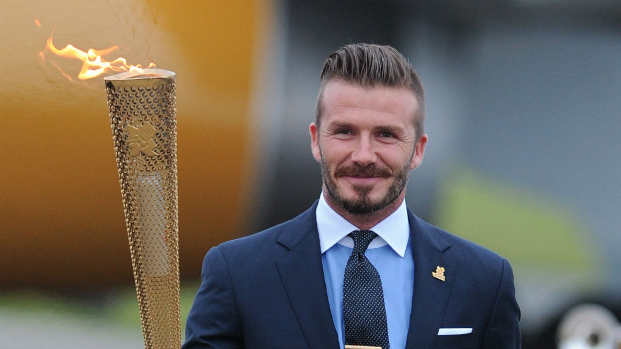 David Beckham Terno Olimpiadas Victoria Tá Passando Bem, Viu! David