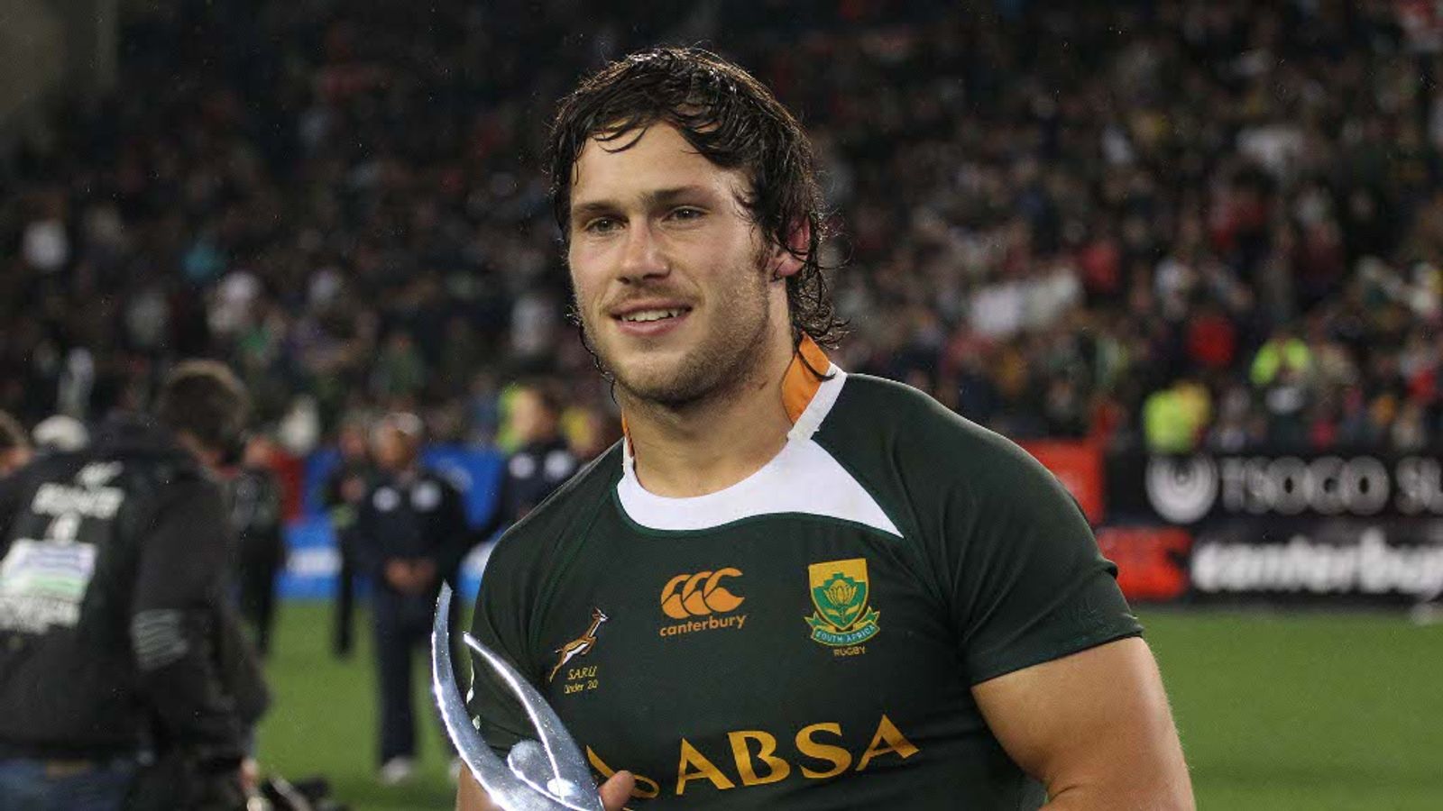 The Bulls agree deal to keep Jan Serfontein at the club for the ...
