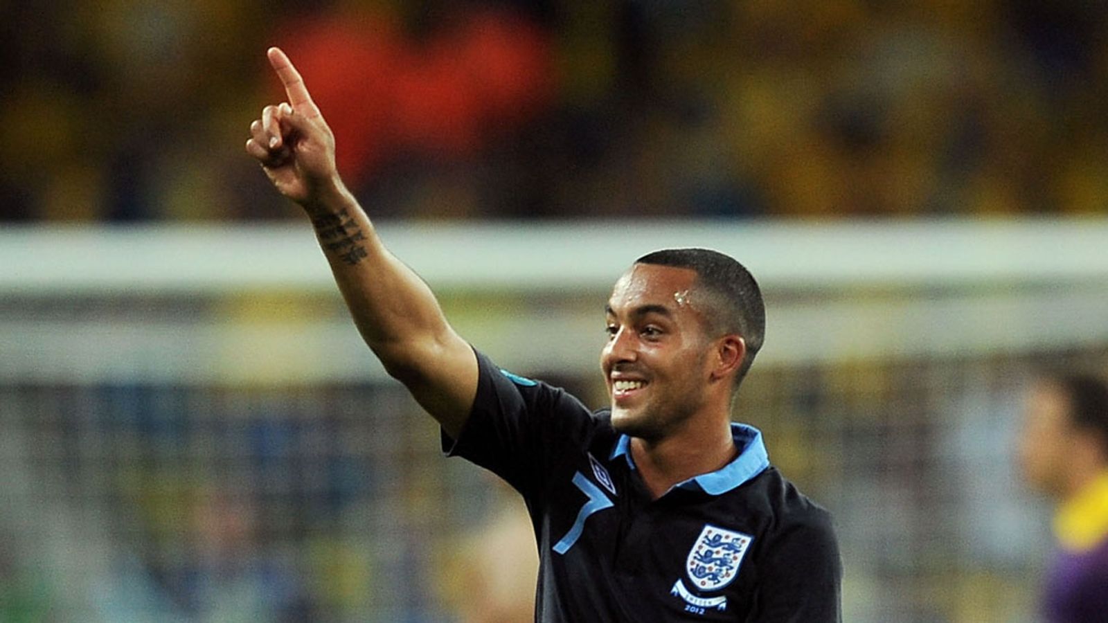 Walcott - We can beat anyone | Football News | Sky Sports