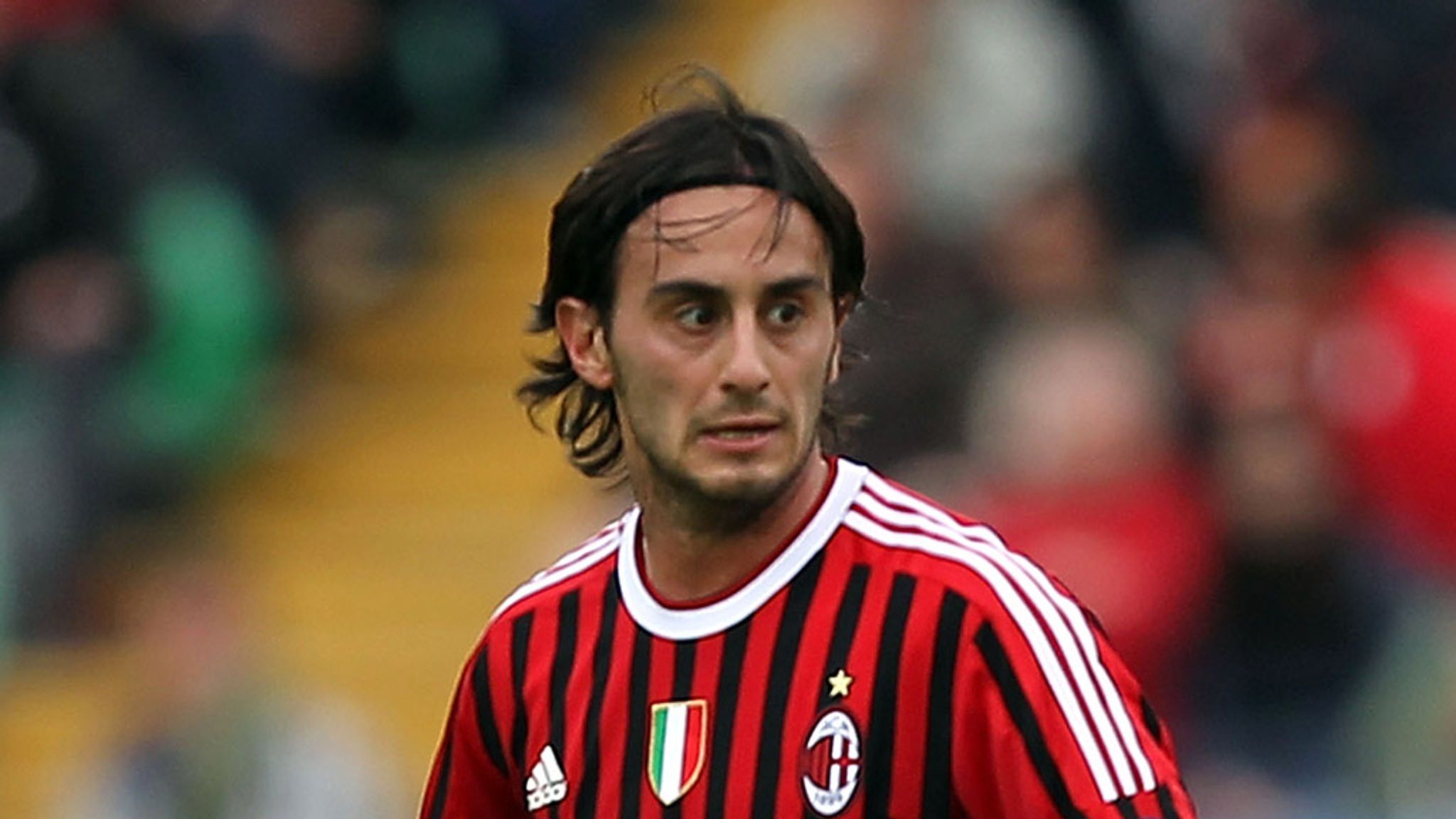 Aquilani staying with Reds | Football News | Sky Sports