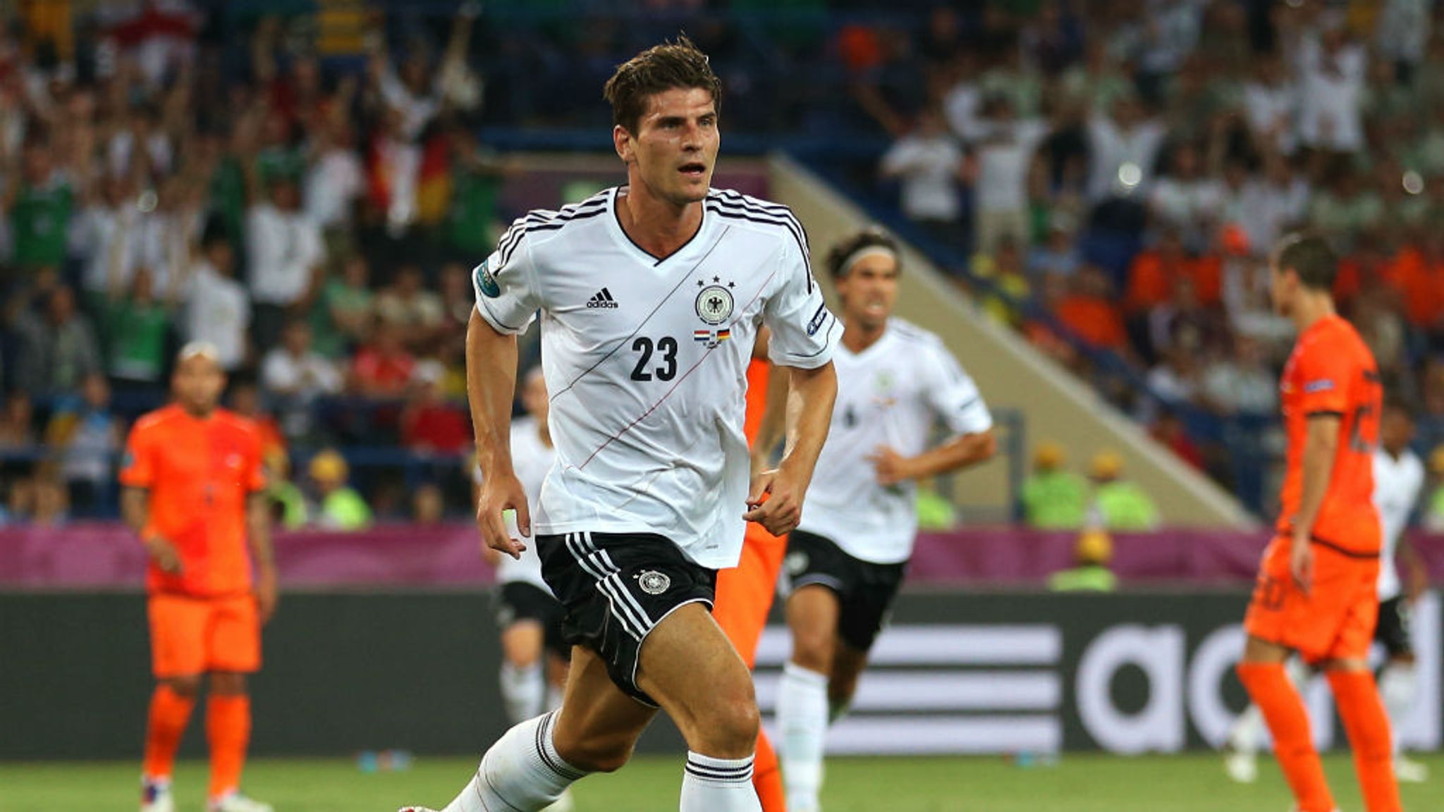 Schweinsteiger praise for Gomez | Football News | Sky Sports