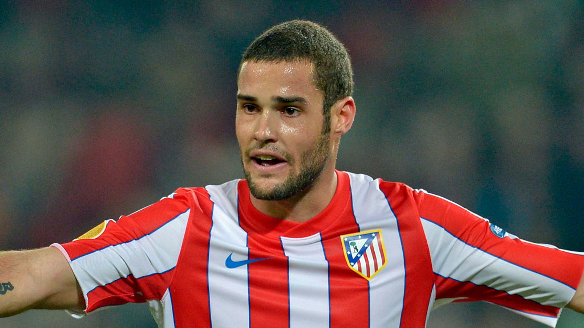 Atletico Madrid midfielder Mario Suarez replaces Xabi Alonso in Spain ...