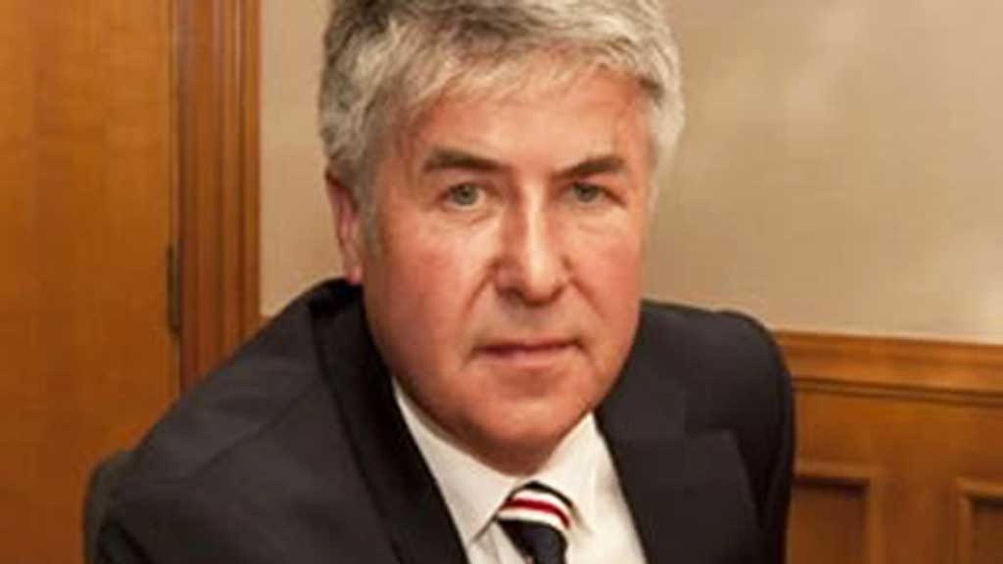 Murray apologises 'unreservedly' | Football News | Sky Sports