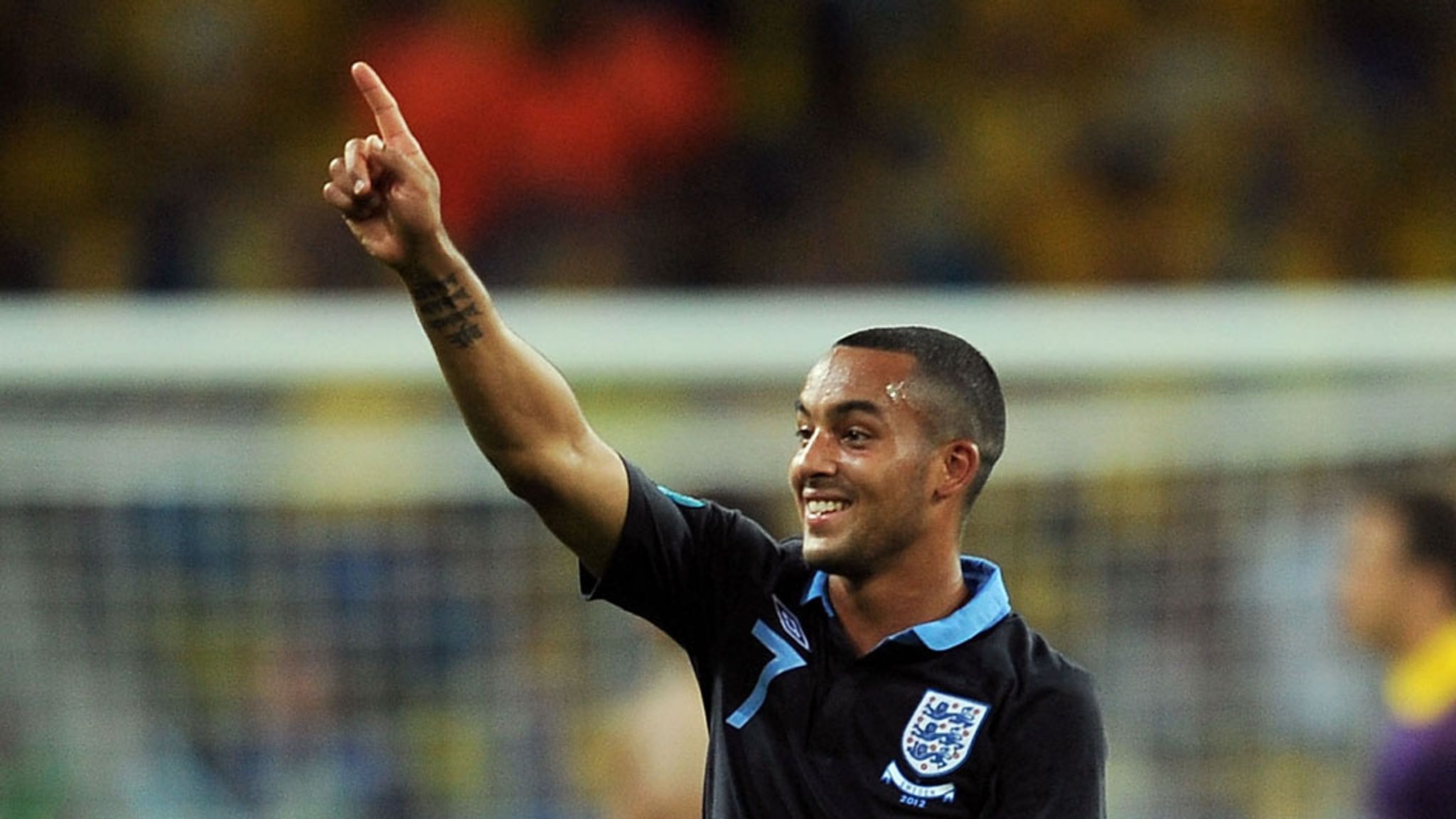 Walcott - We can beat anyone | Football News | Sky Sports