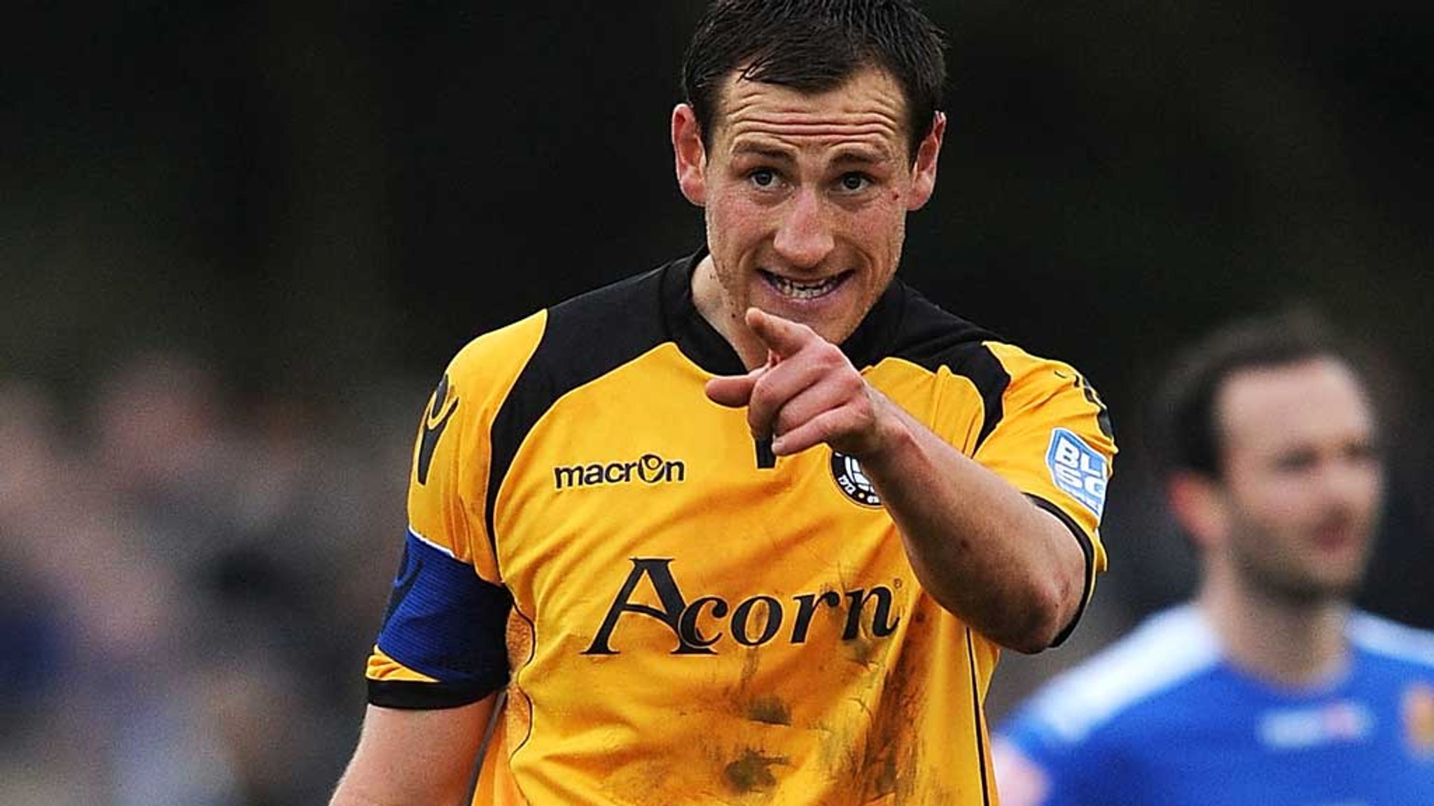 Inverness seal Warren deal | Football News | Sky Sports