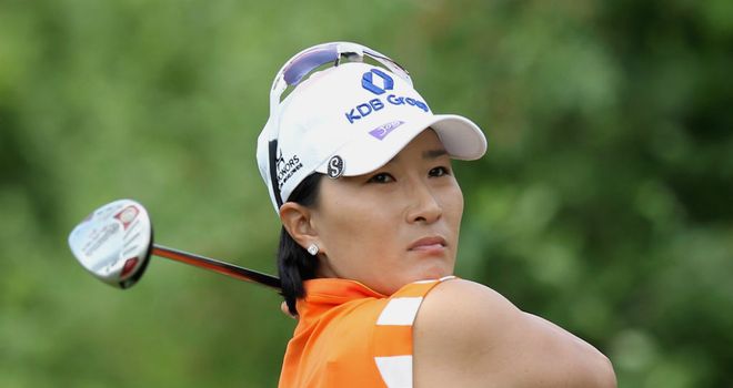 Narrow advantage for Pak | Golf News | Sky Sports