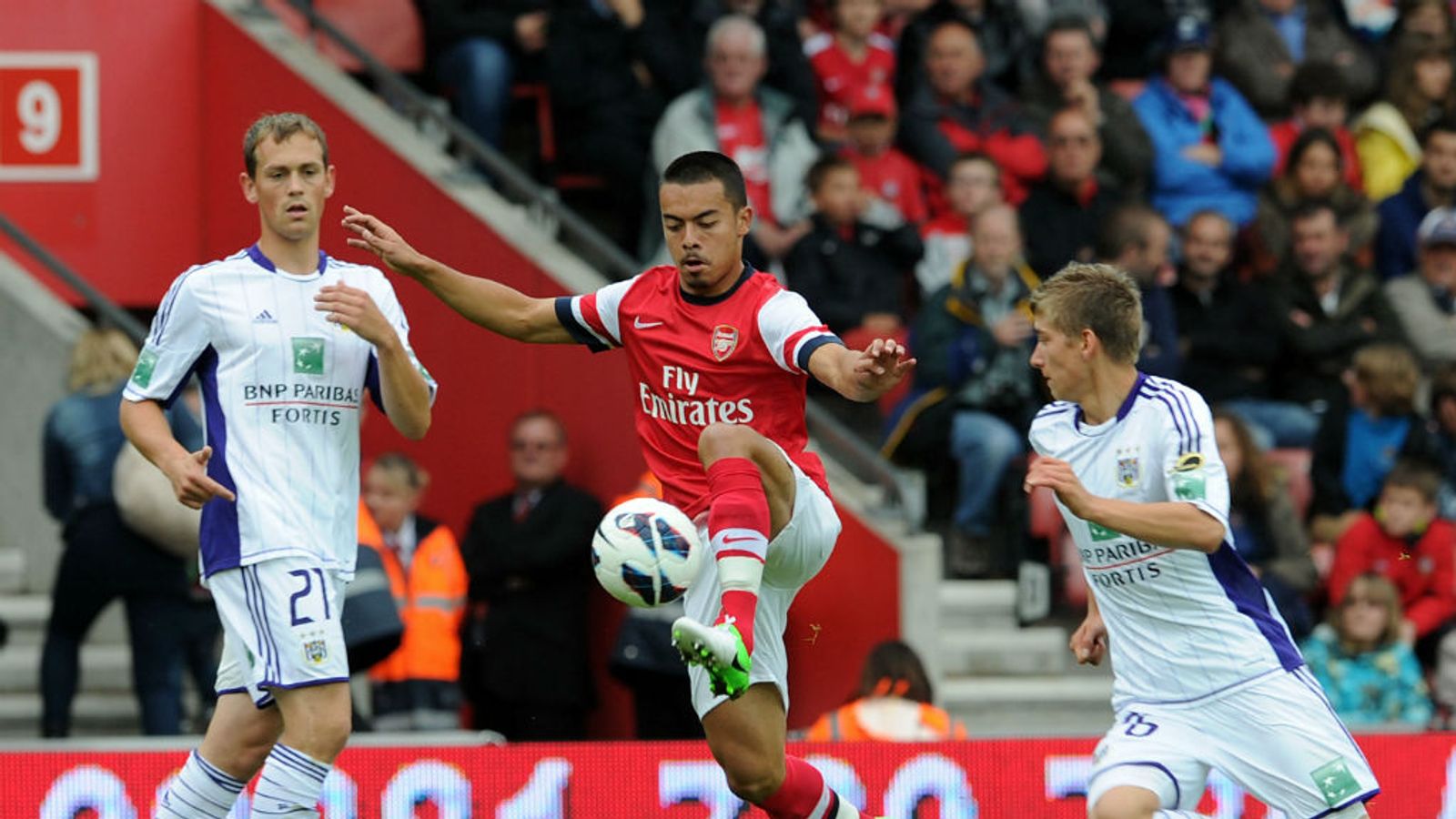 Yennaris signs Arsenal deal | Football News | Sky Sports