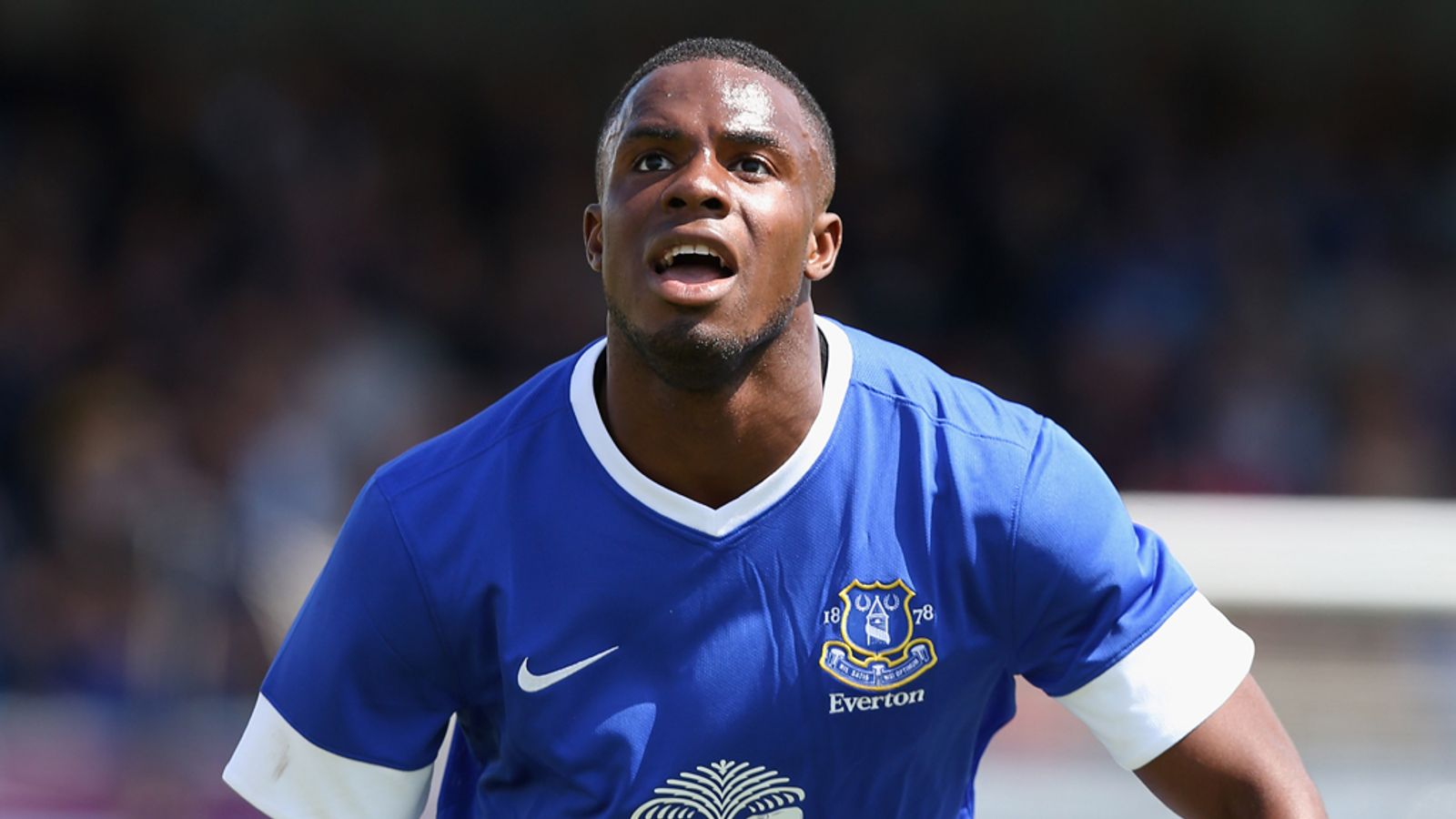 Everton striker Victor Anichebe joins other players in refusing to wear ...