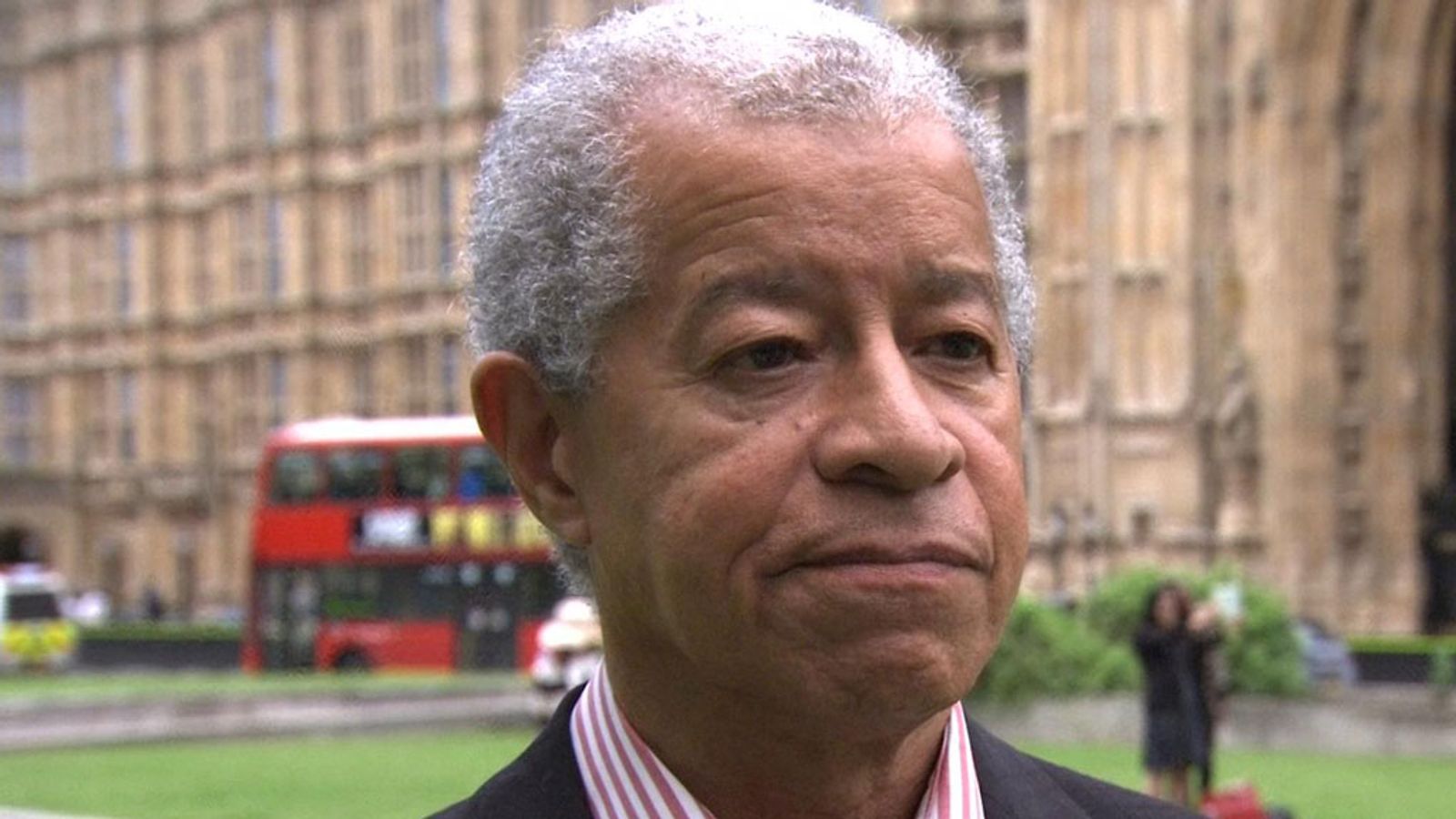 Kick It Out want the FA to investigate the anti-Rio Ferdinand chanting ...