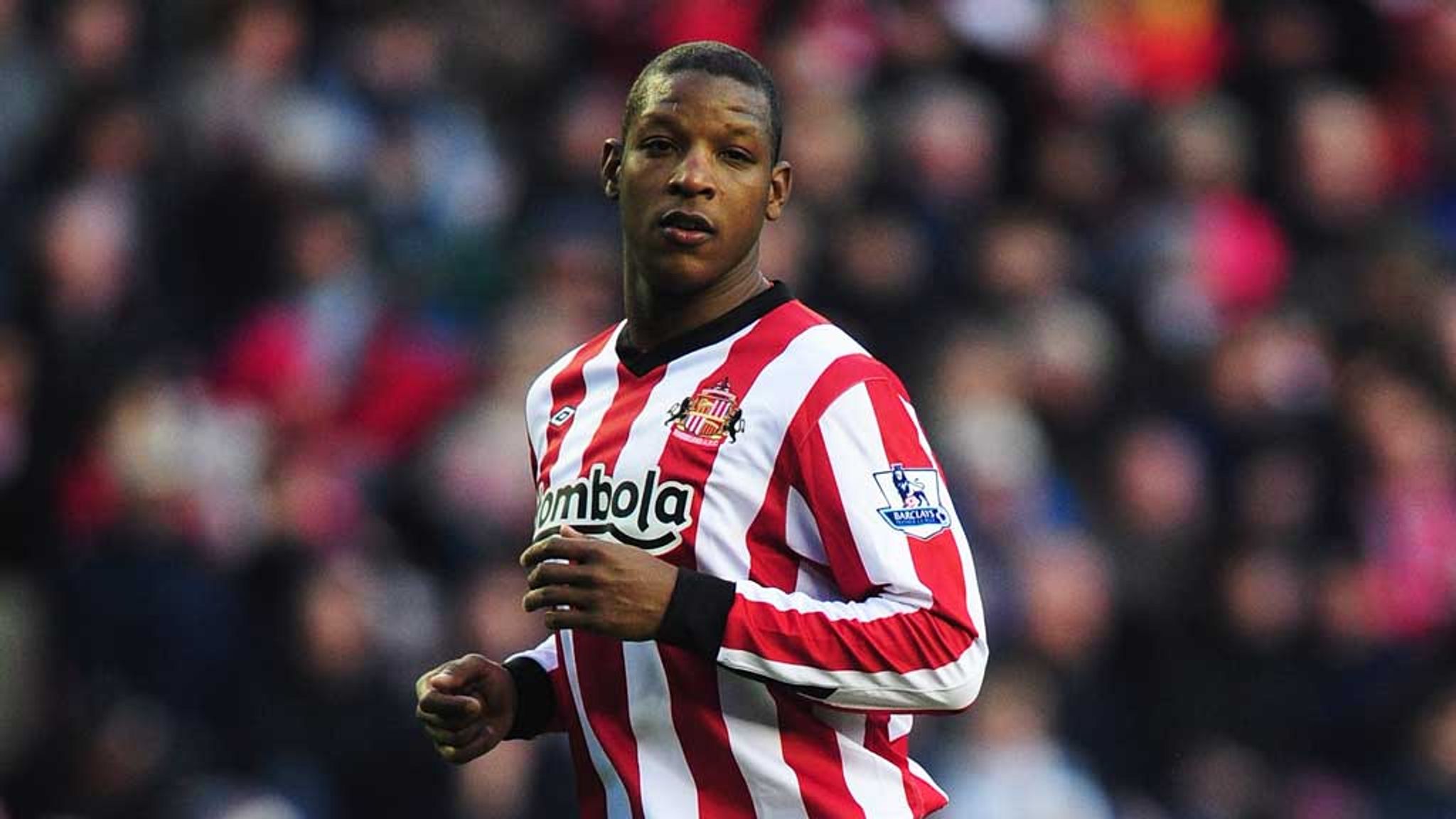Sunderland defender Titus Bramble giving little thought to his future ...