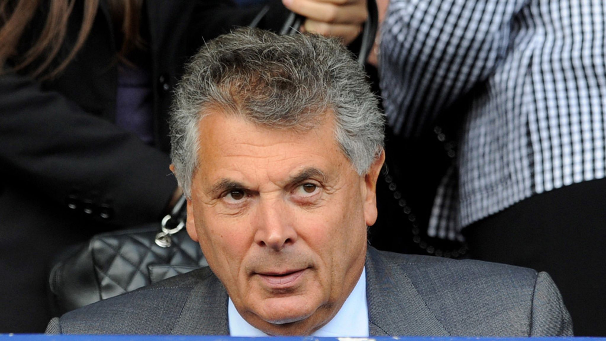 Premier League: David Dein says Arsene Wenger is ready to spend ...
