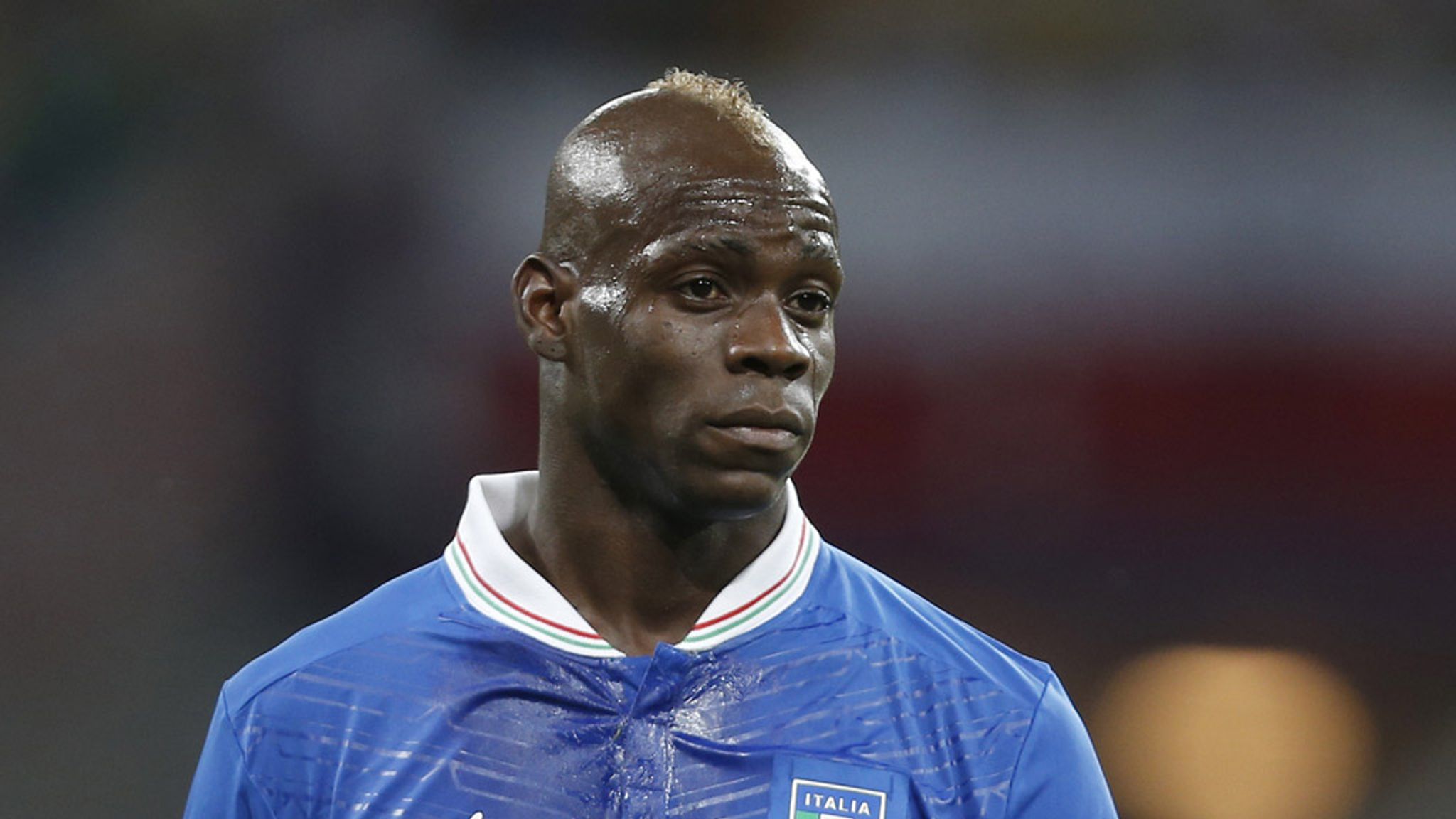 Balotelli facing eye surgery | Football News | Sky Sports