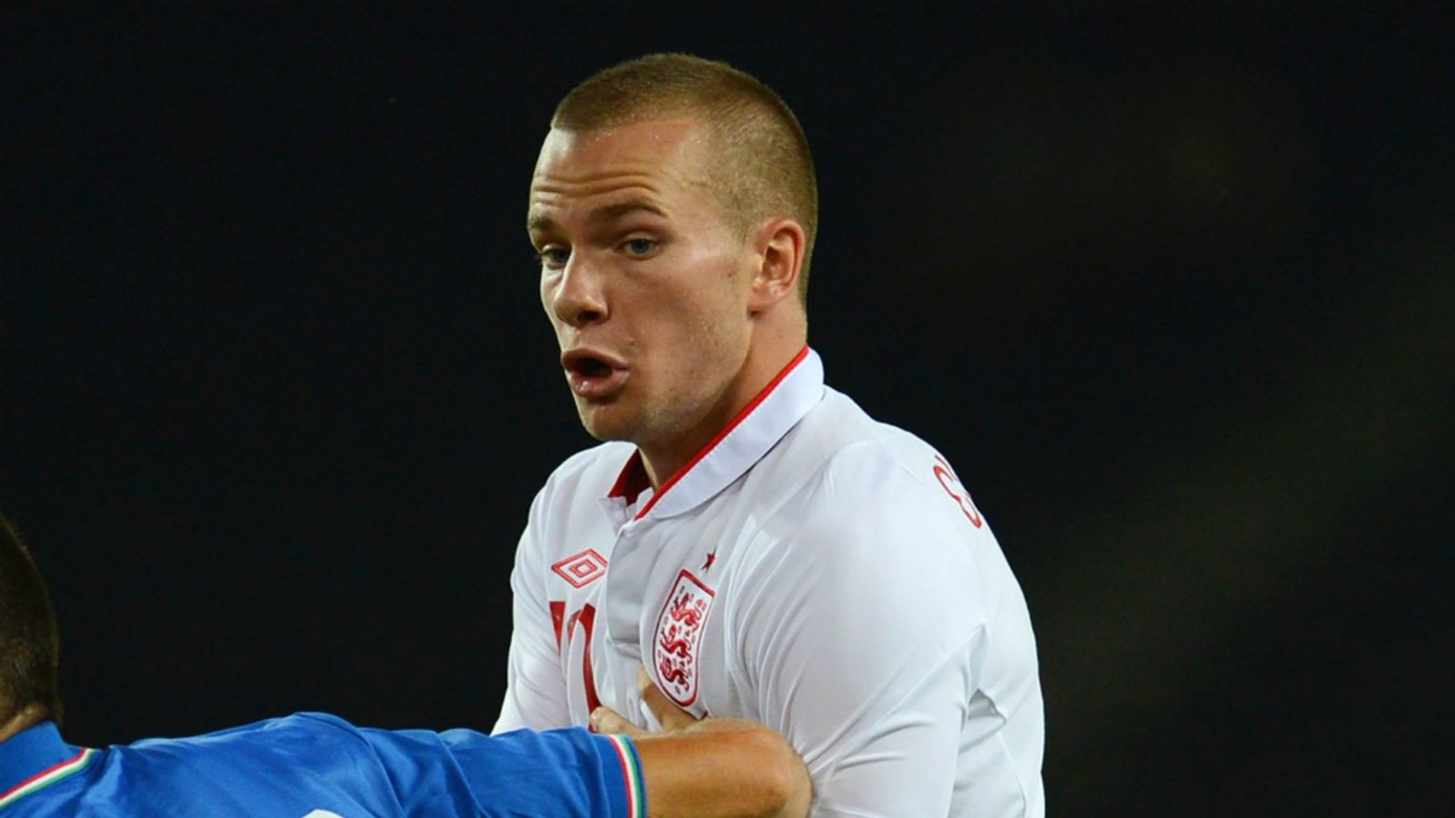 Cleverley's debut delight | Football News | Sky Sports