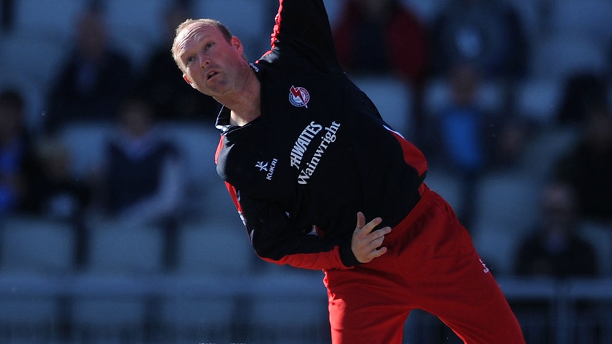 Veteran left-arm spin bowler Gary Keedy swaps Lancashire for Surrey ...