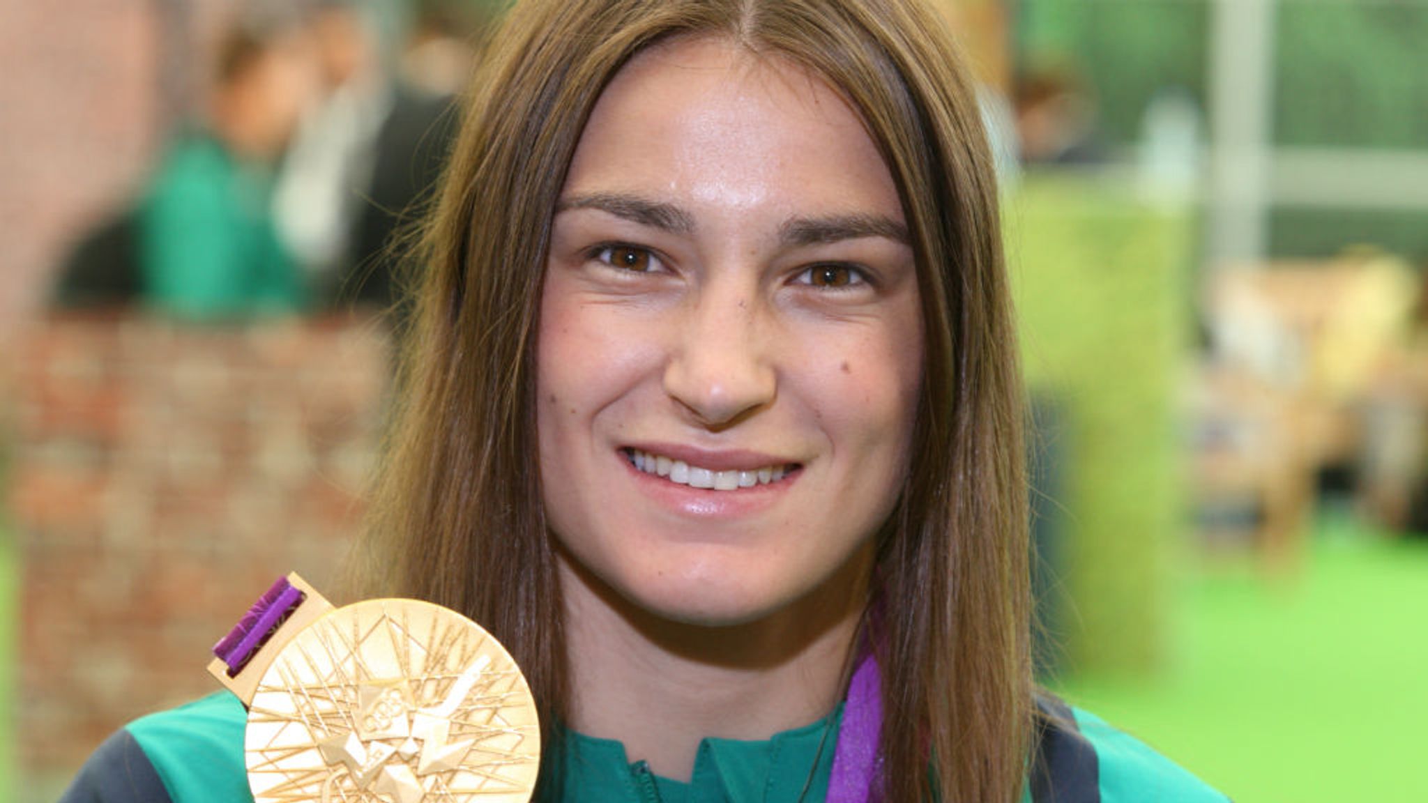 Olympic lightweight champion Katie Taylor will remain an amateur boxer ...