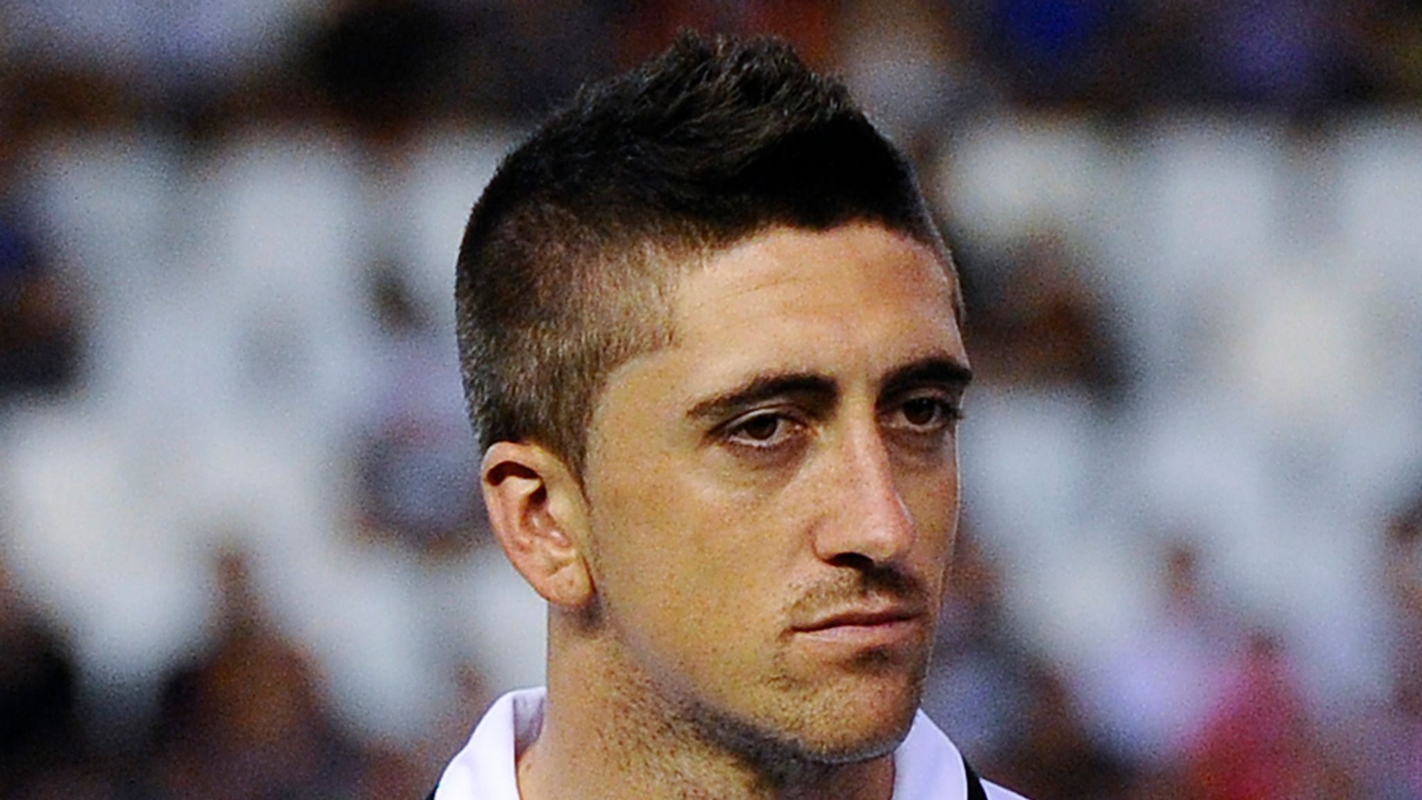 Pablo Hernandez may have to wait patiently for a starting chance at ...