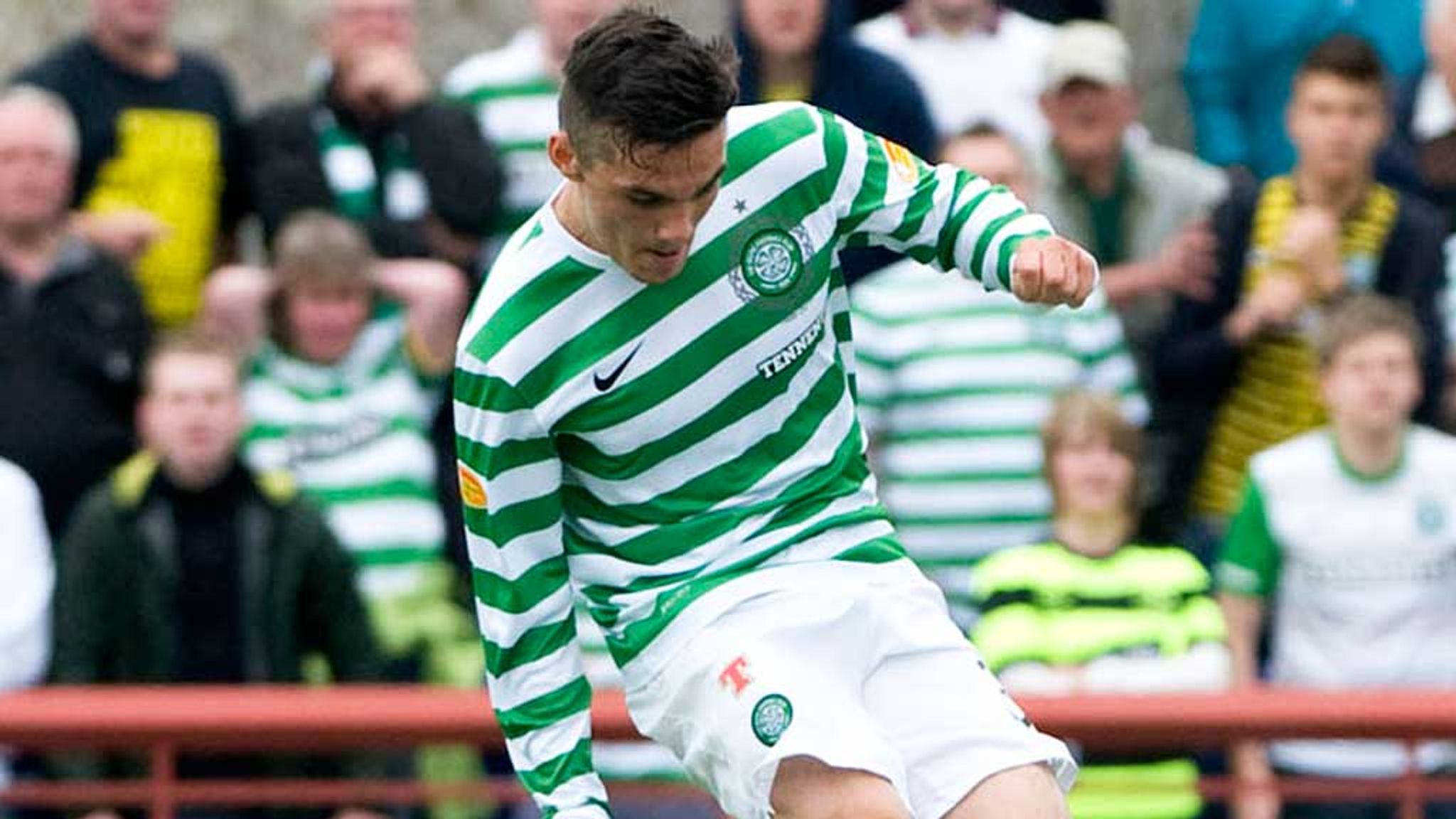 Tony Watt hopes Celtic can reach the last 16 of the Champions League ...