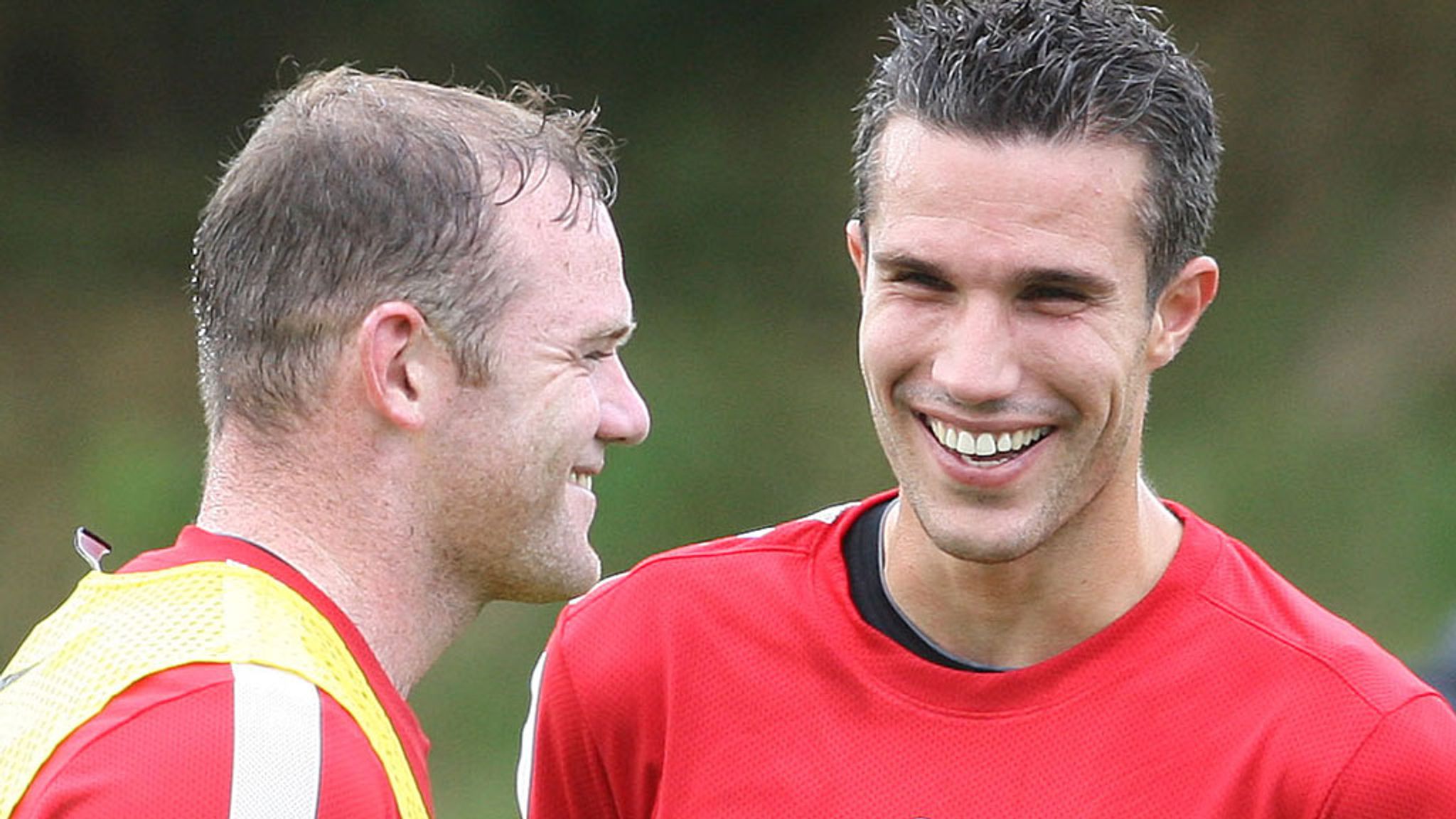 Rooney hails RVP arrival | Football News | Sky Sports