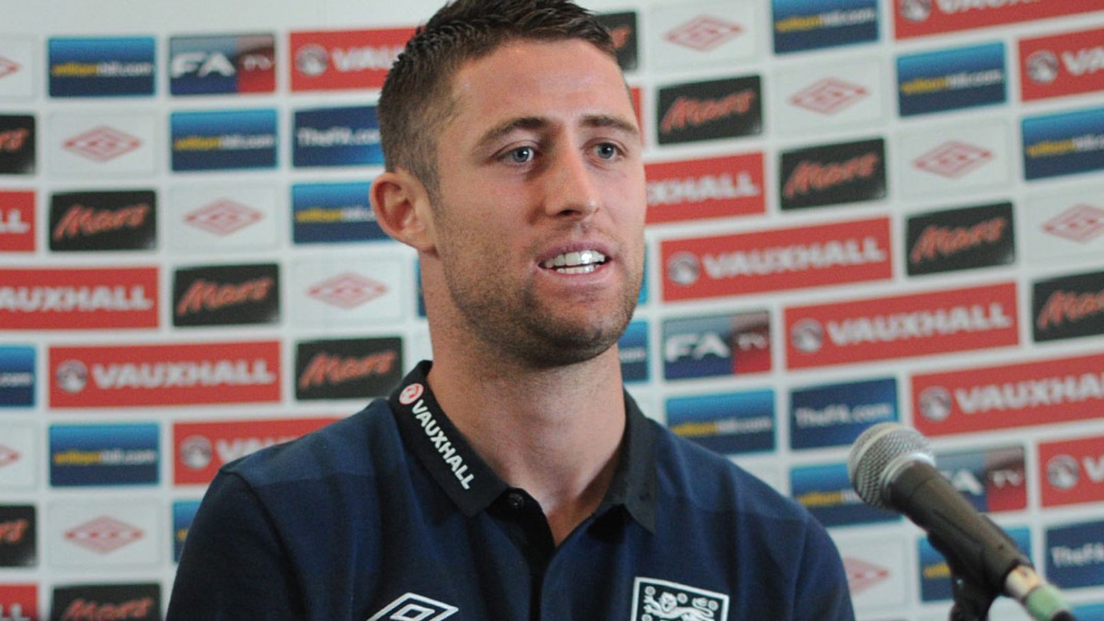 Frank Lampard says Gary Cahill can enjoy a long career with England ...