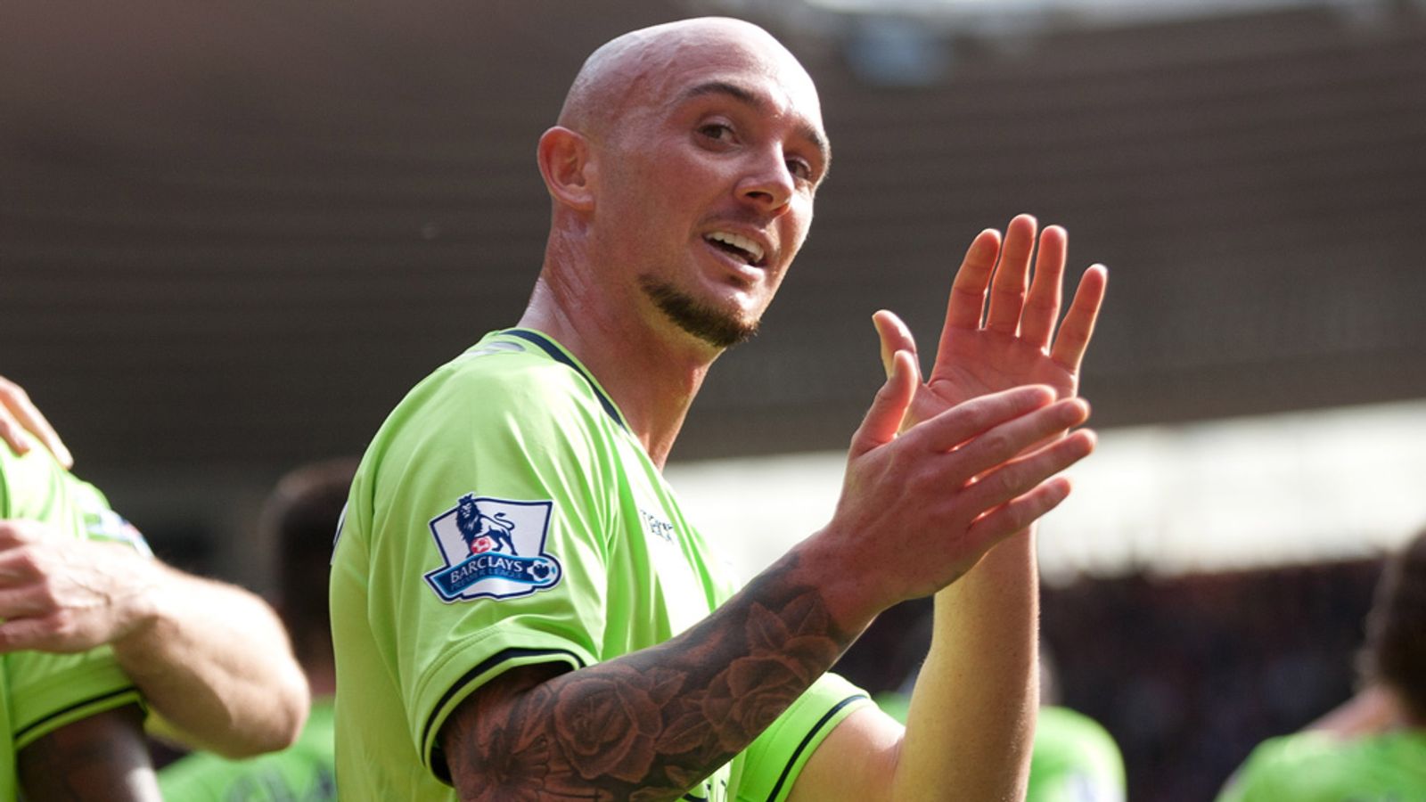 Aston Villa midfielder Stephen Ireland facing 'a few weeks' out with a ...