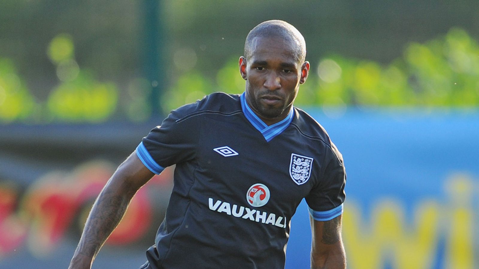 Defoe ready to replace Rooney | Football News | Sky Sports