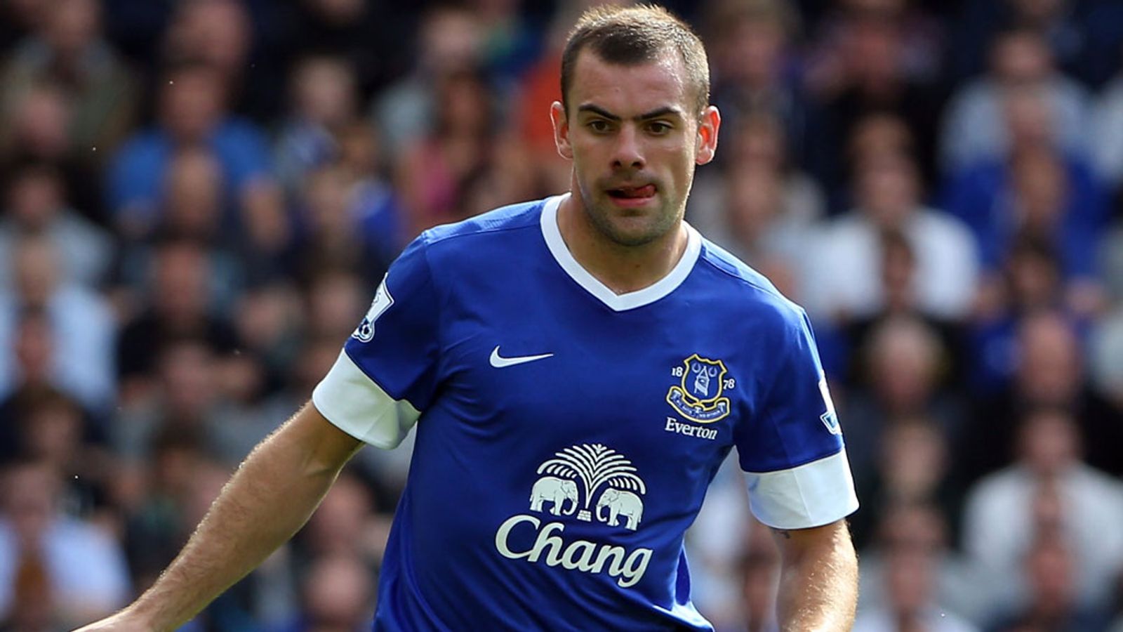 Phil Jagielka feels Darron Gibson is vital to Everton's Champions ...